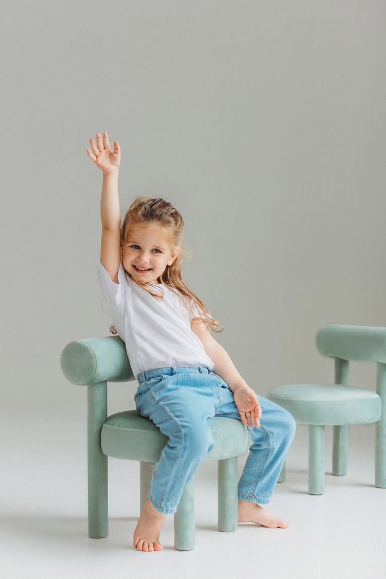 BABY GROPIUS CS1 Kids chair By NOOM | design Kateryna Sokolova