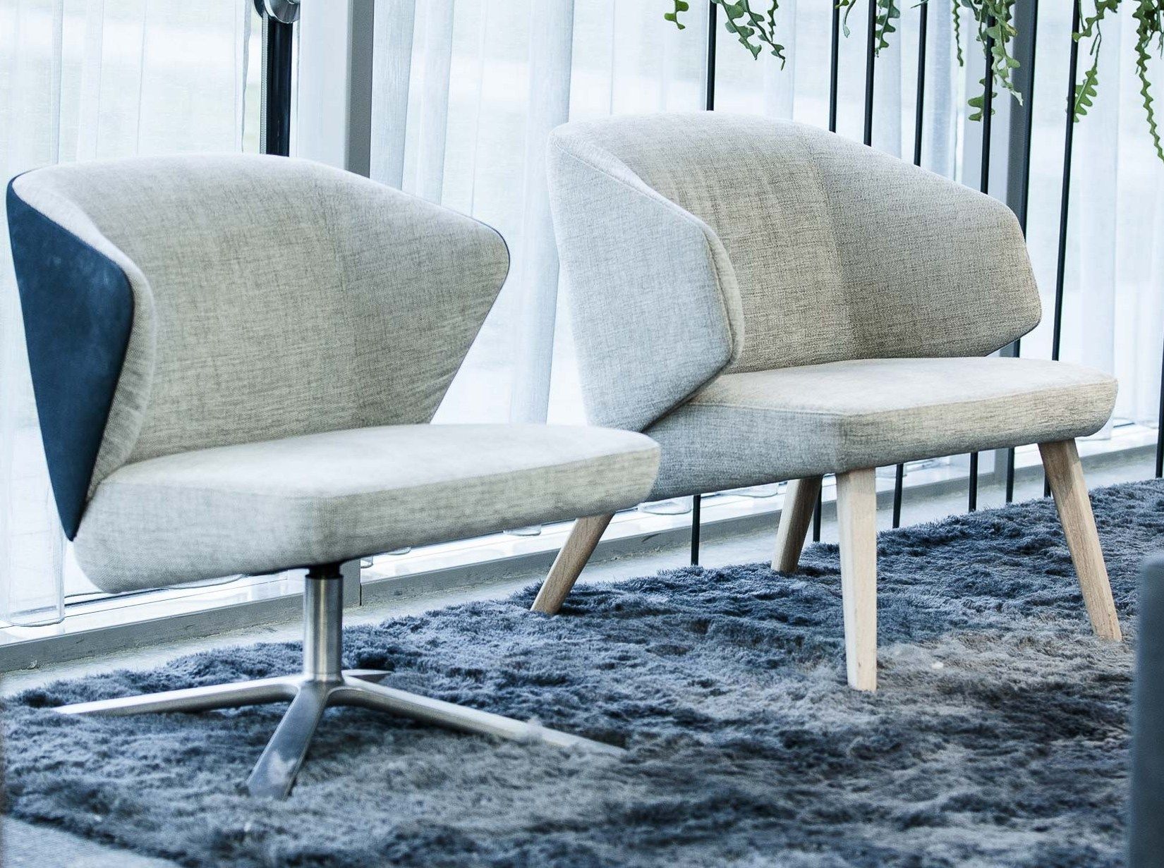 BACK ME UP LOUNGE | Armchair with 4-spoke base By Montis design Arian ...