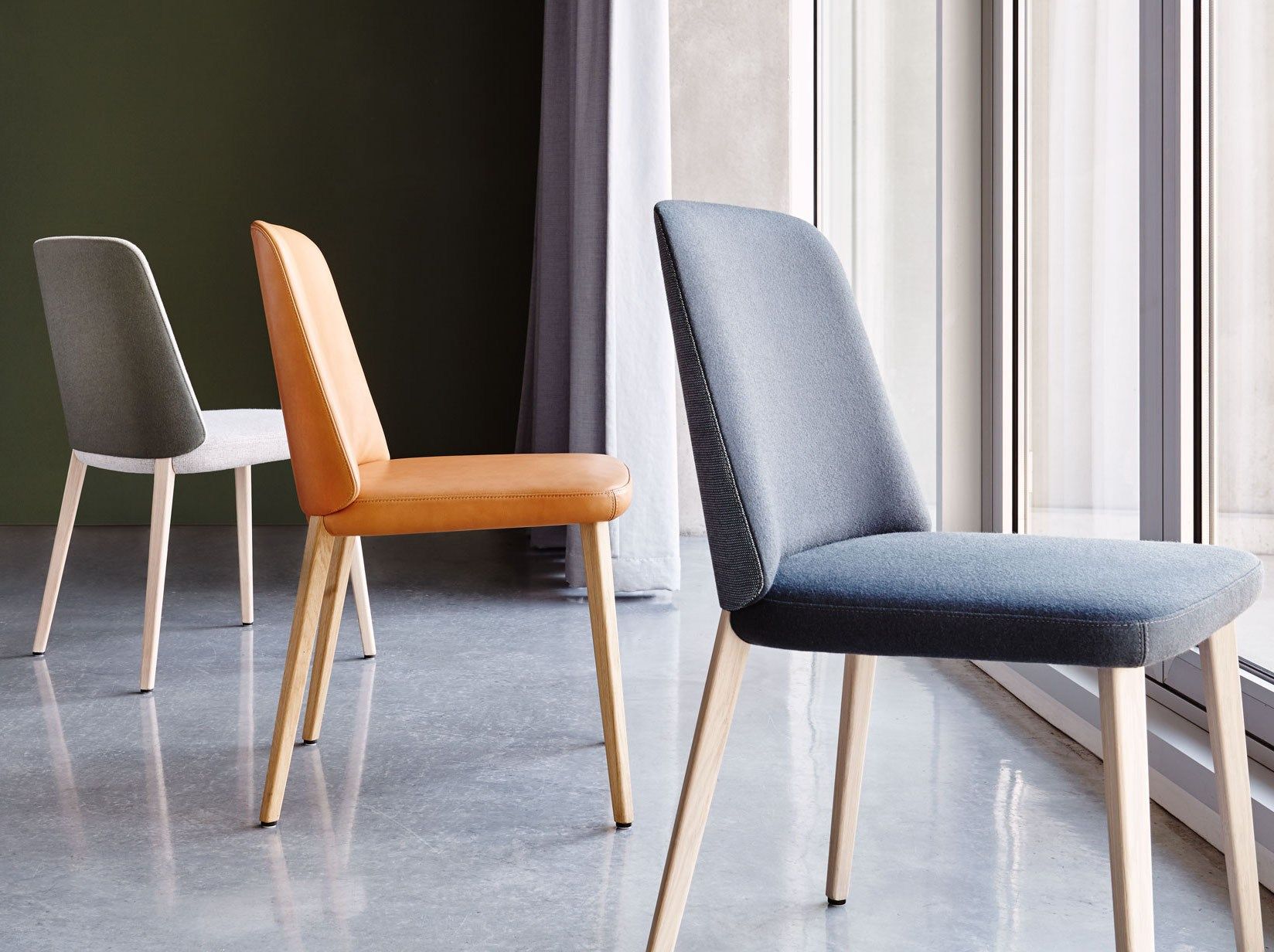 BACK ME UP | Chair Back Me Up Collection By Montis design Arian Brekveld
