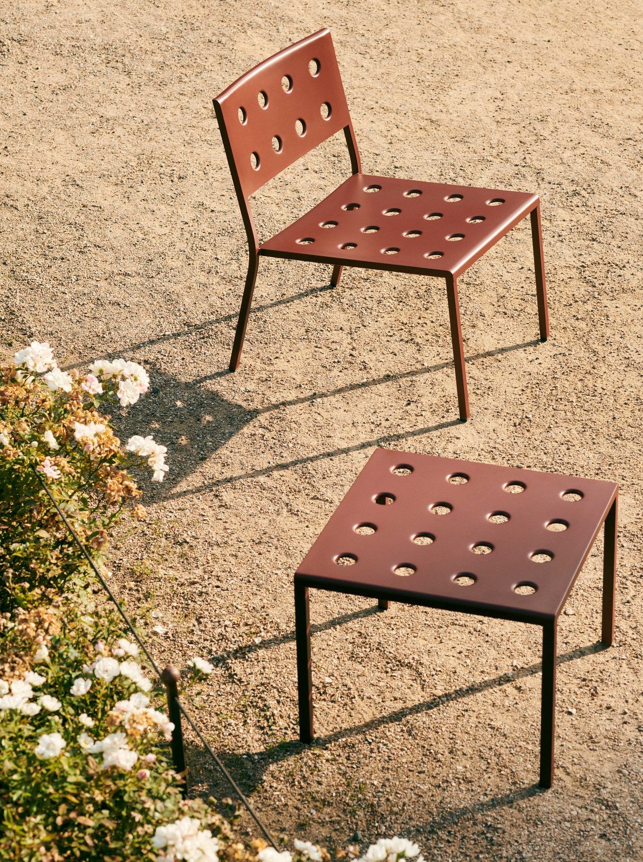 BALCONY | Steel easy chair By Hay design Ronan & Erwan Bouroullec