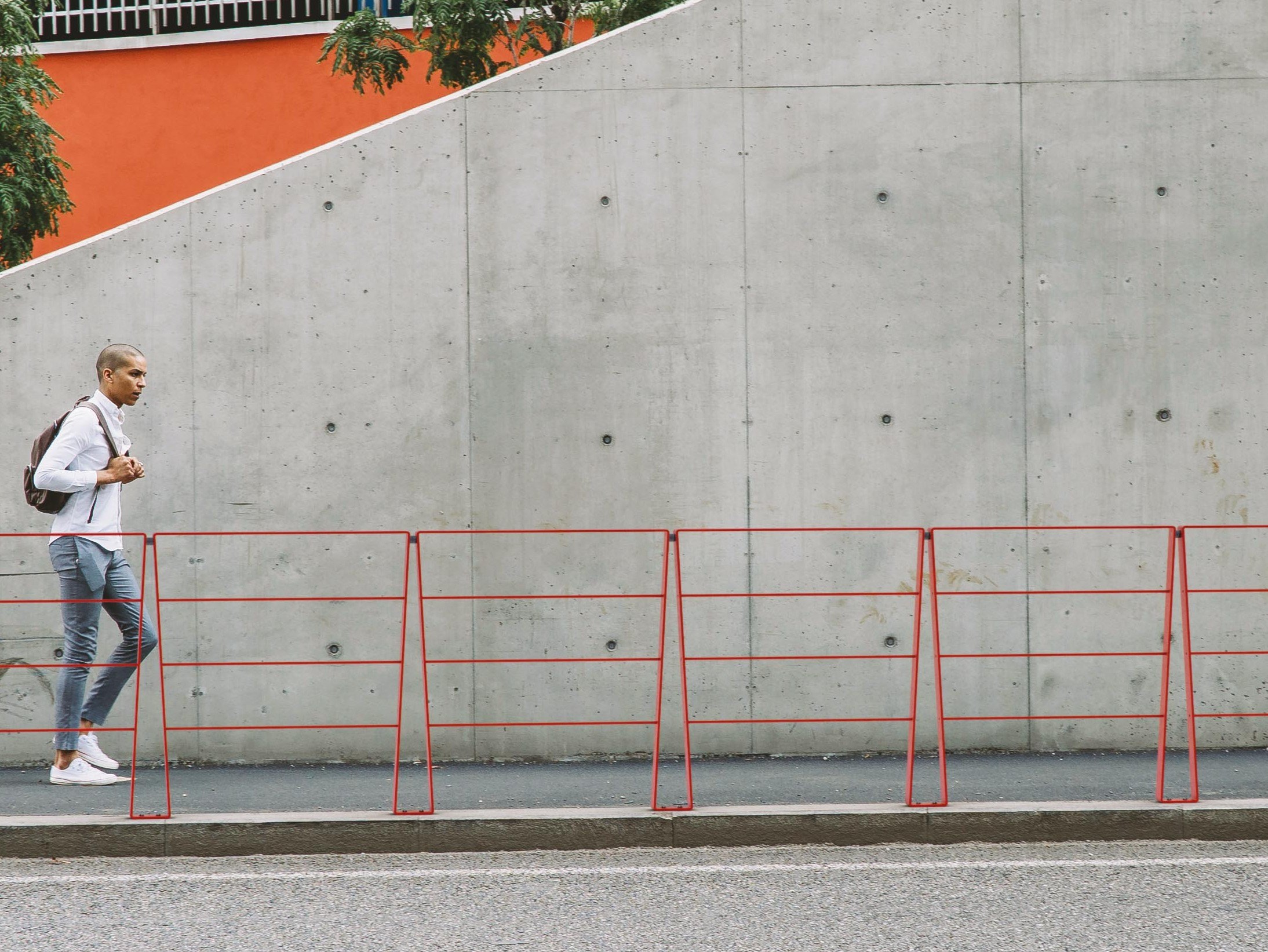 Steel pedestrian barrier BAND By Metalco design Uwe Kuckertz