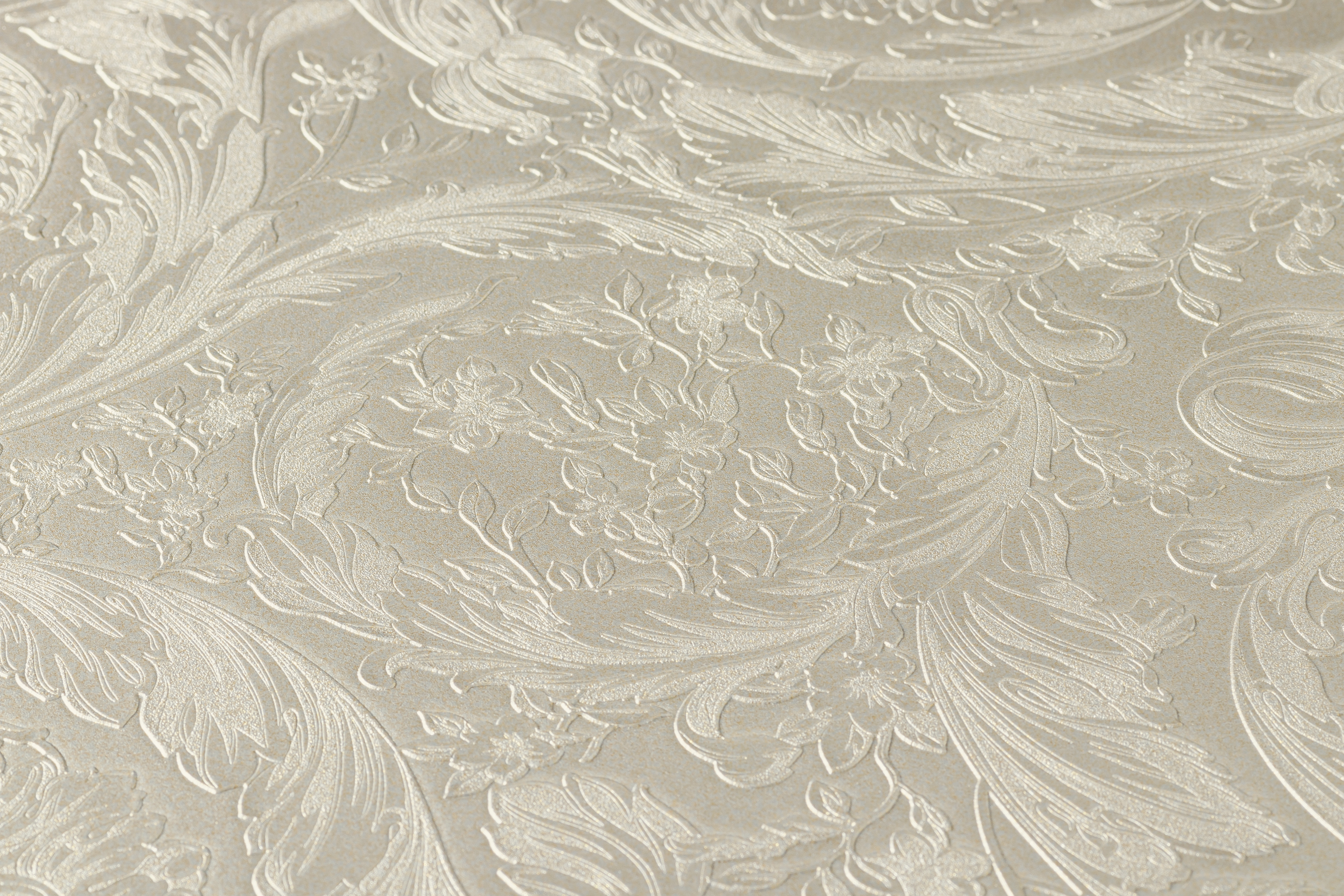 Nonwoven wallpaper with metallic effect with floral pattern BAROCCO ...