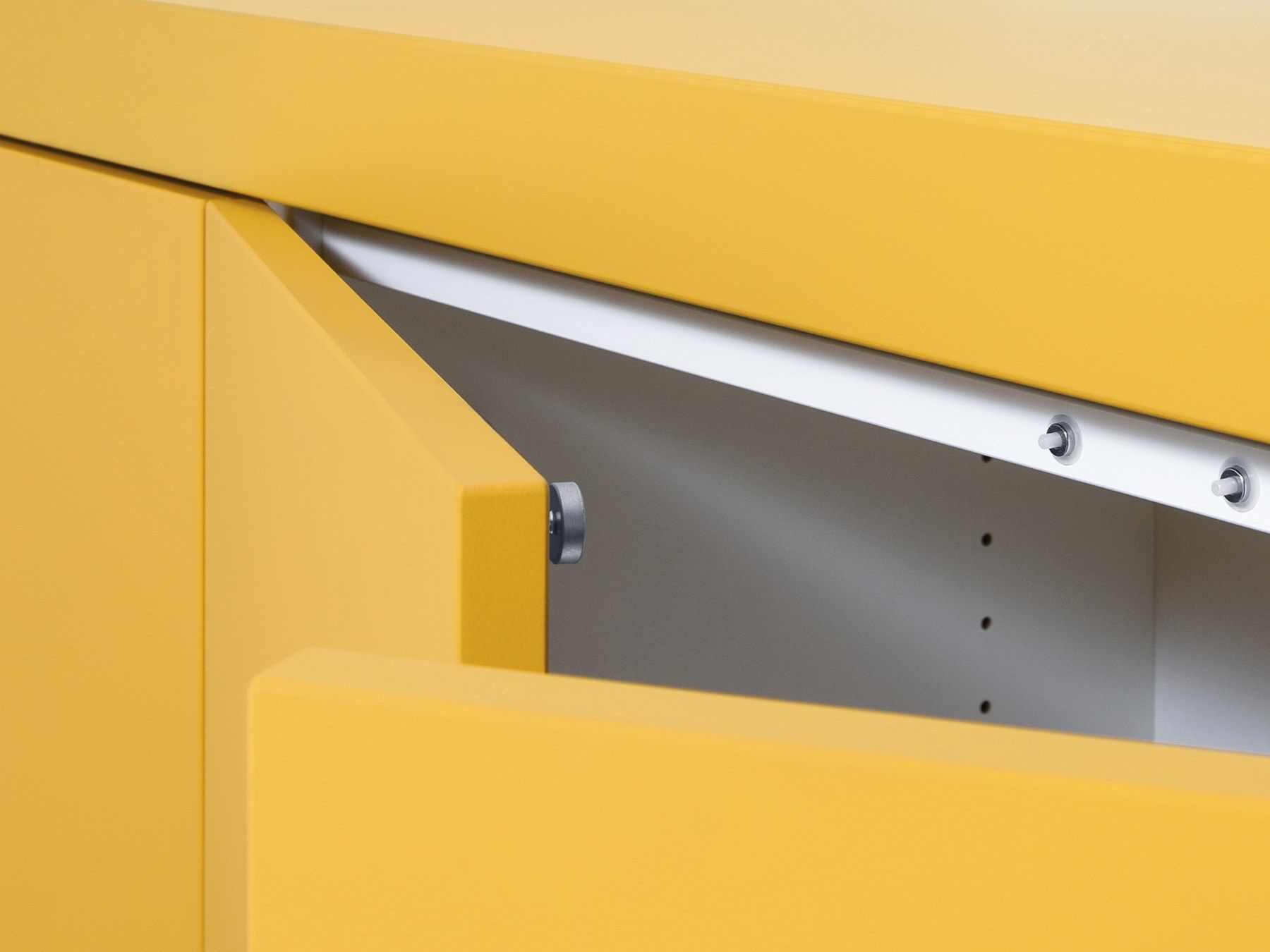 BASIC CAP | Low office storage unit By werner works