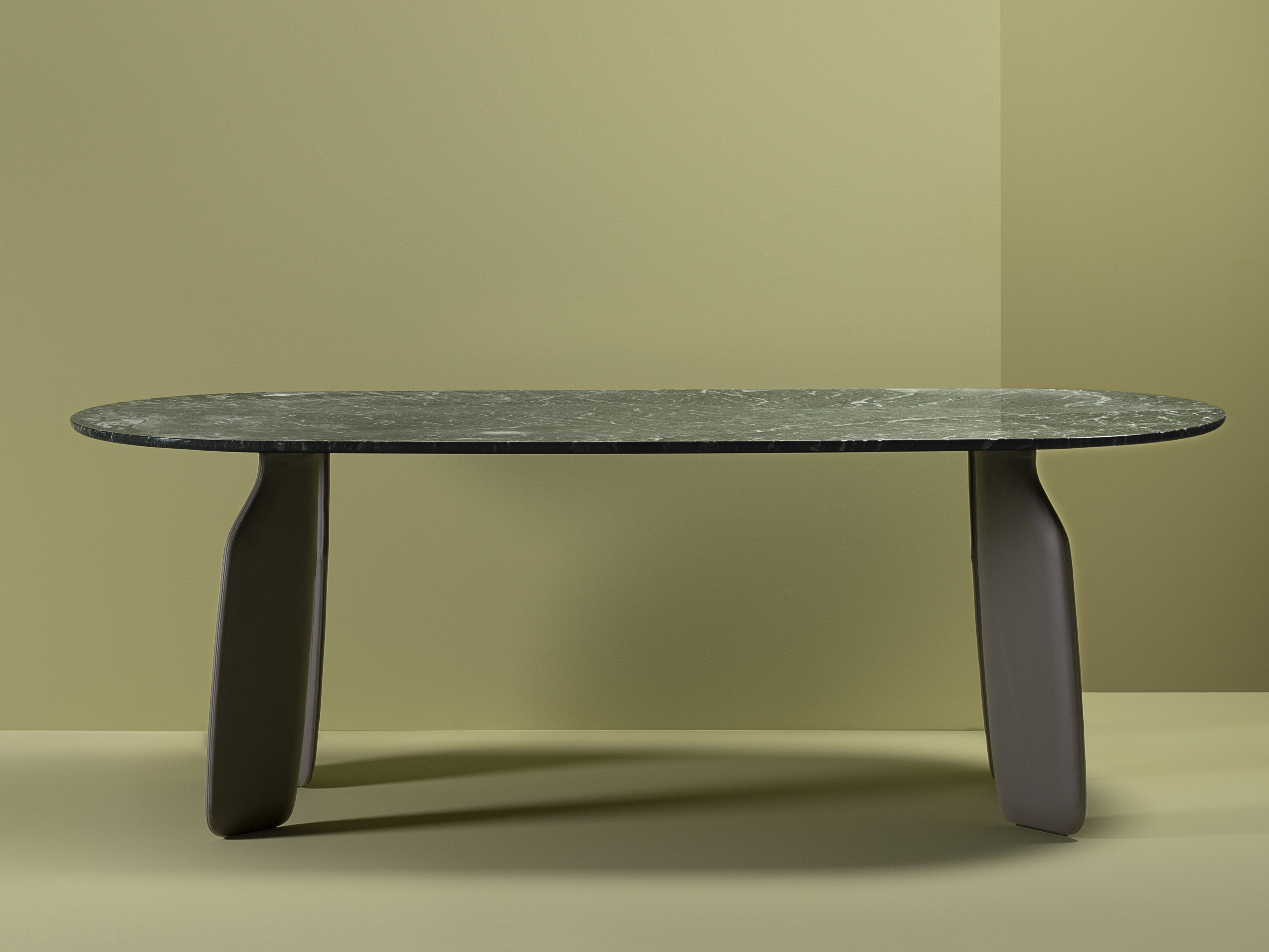 BAVARESK OVAL | Marble table By DANTE - Goods And Bads design ...