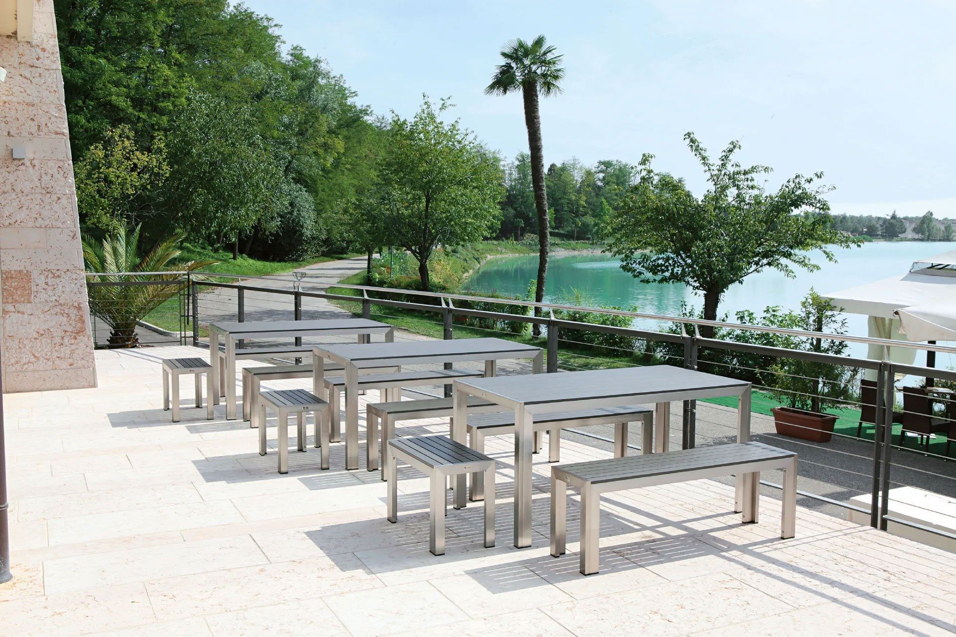 BAVARIA Rectangular aluminium outdoor table By Contral