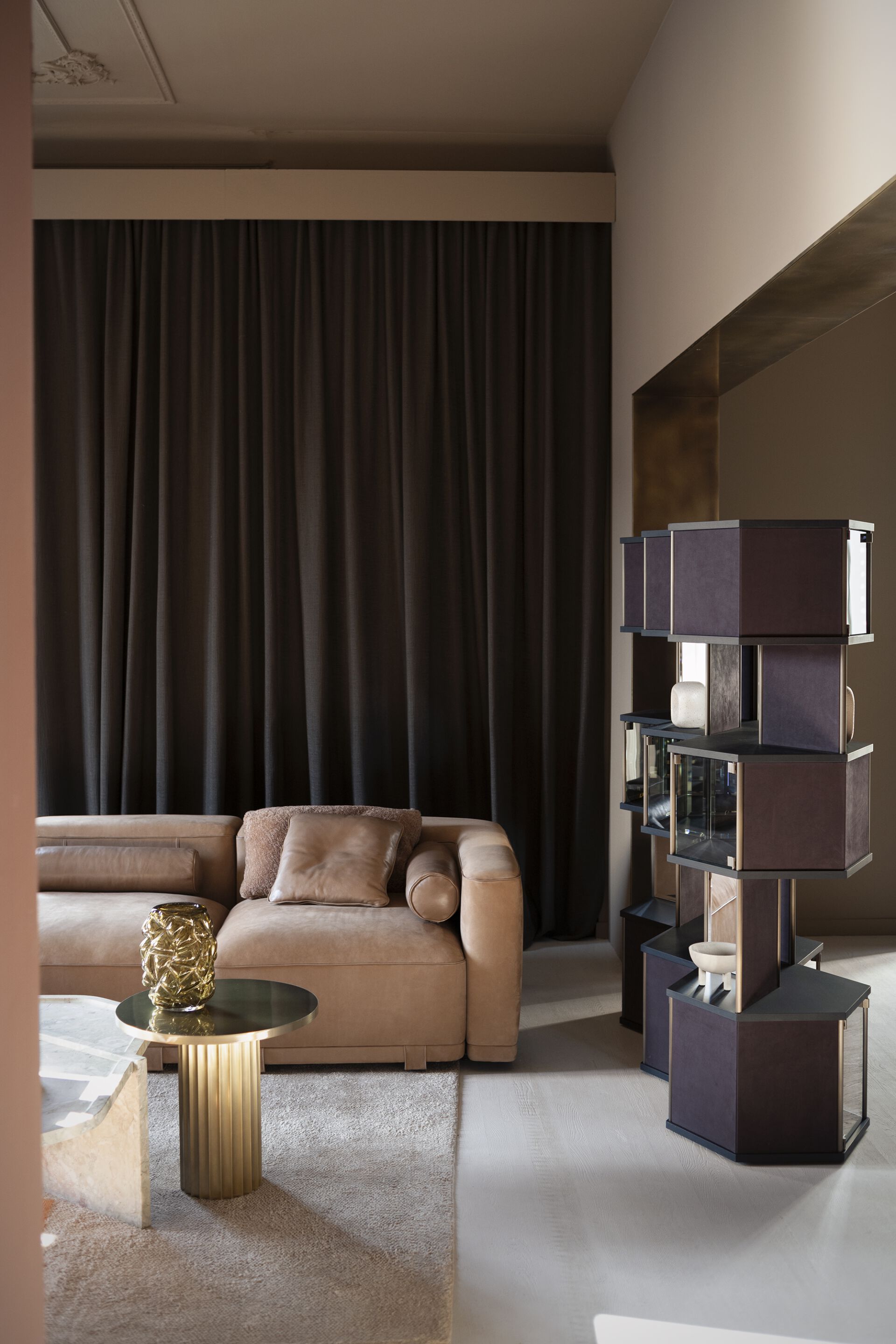 HIVE Freestanding double-sided open bookcase By BAXTER