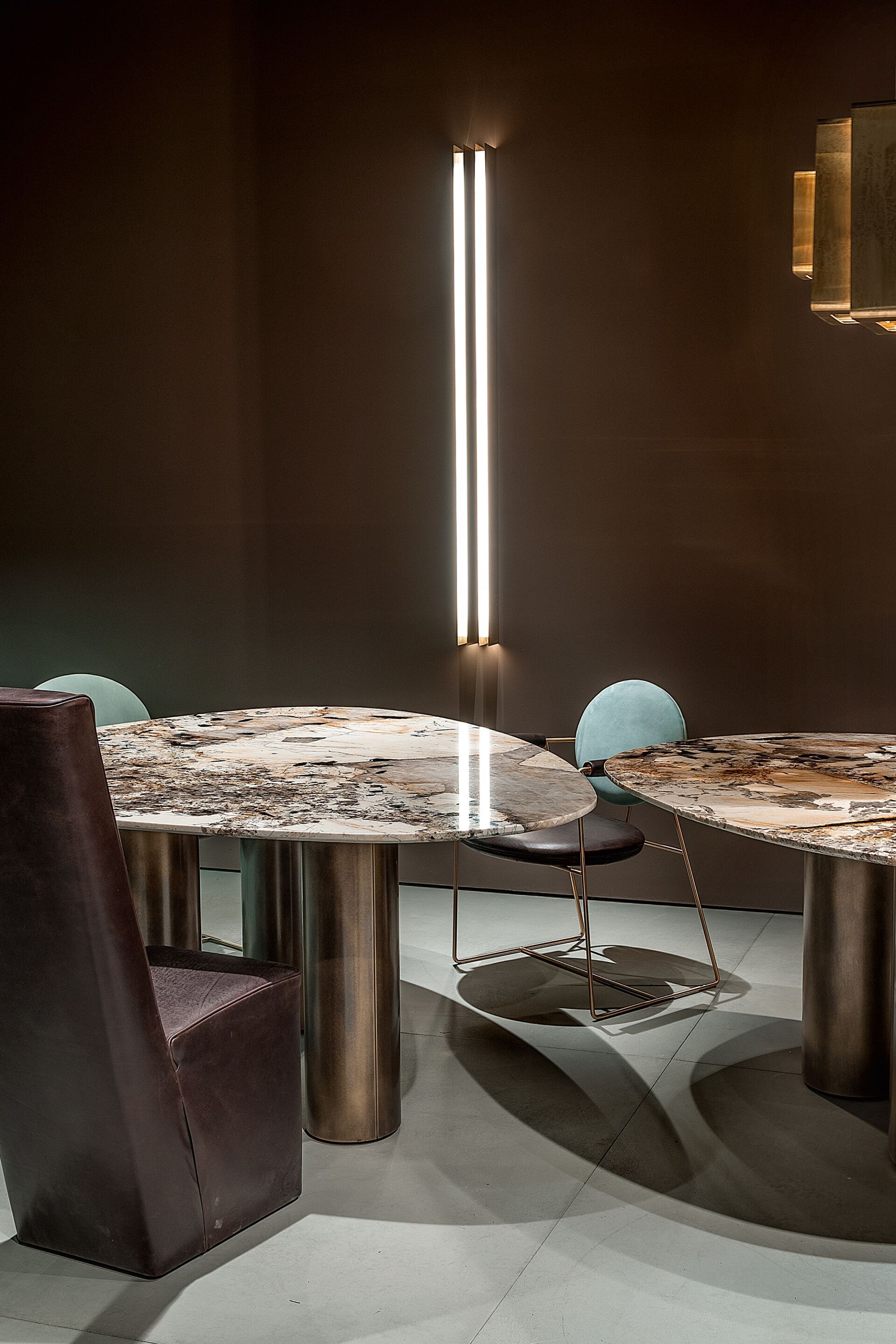 LAGOS Table By Baxter