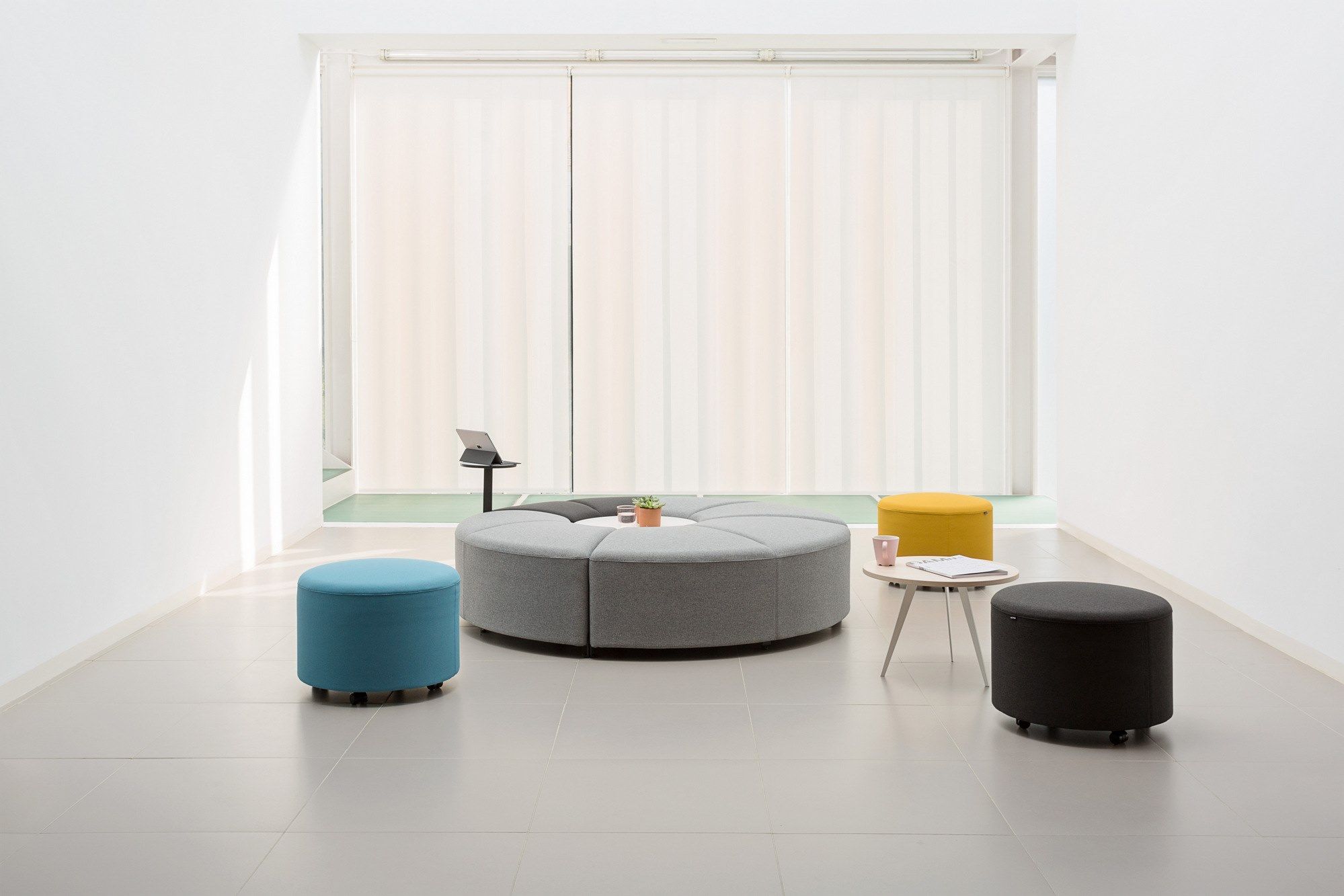 BEND | Sitzbank By ACTIU Design Stone Designs