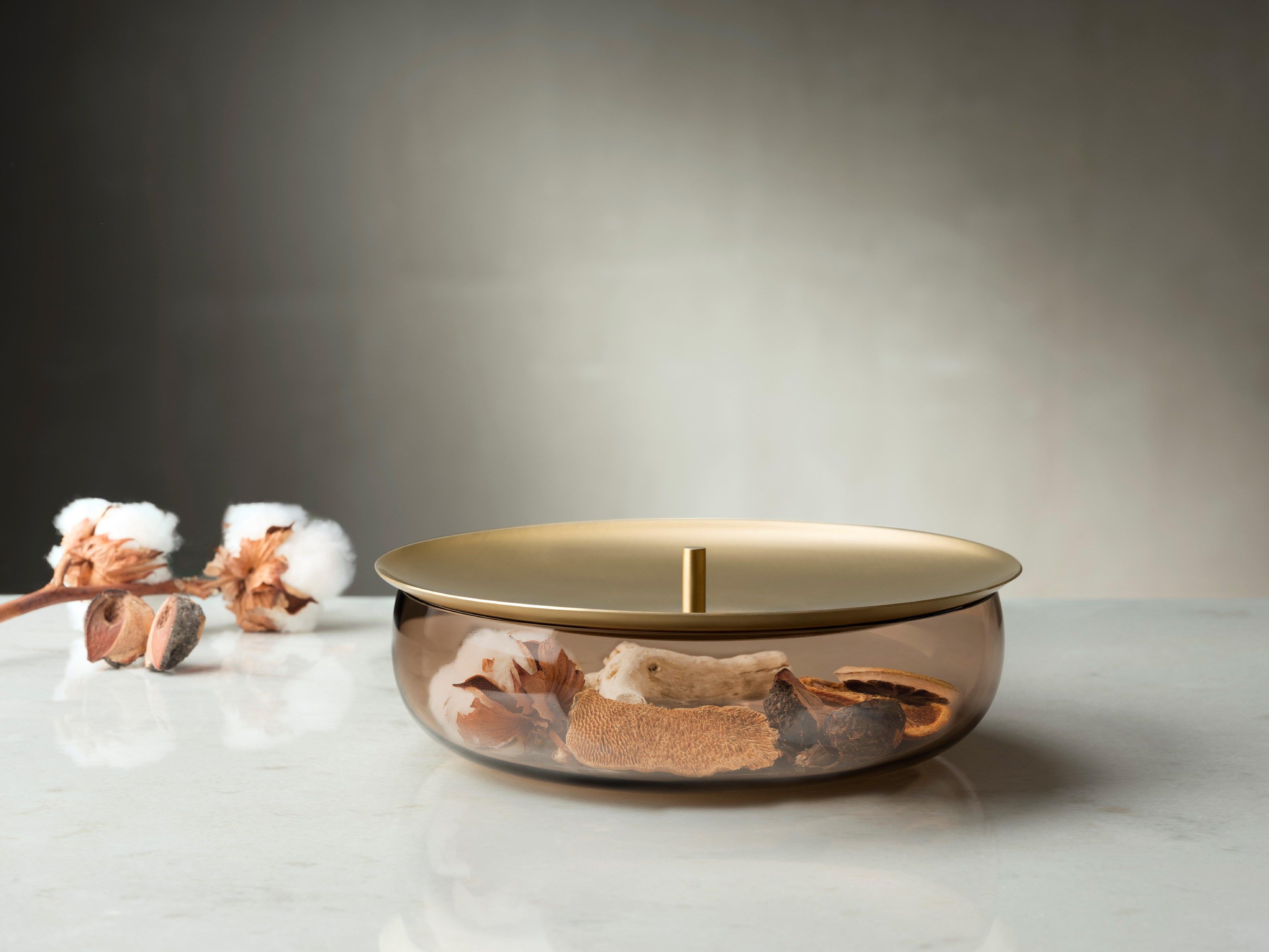 BERET MEDIUM Storage box By NUDE | design Sebastian Herkner