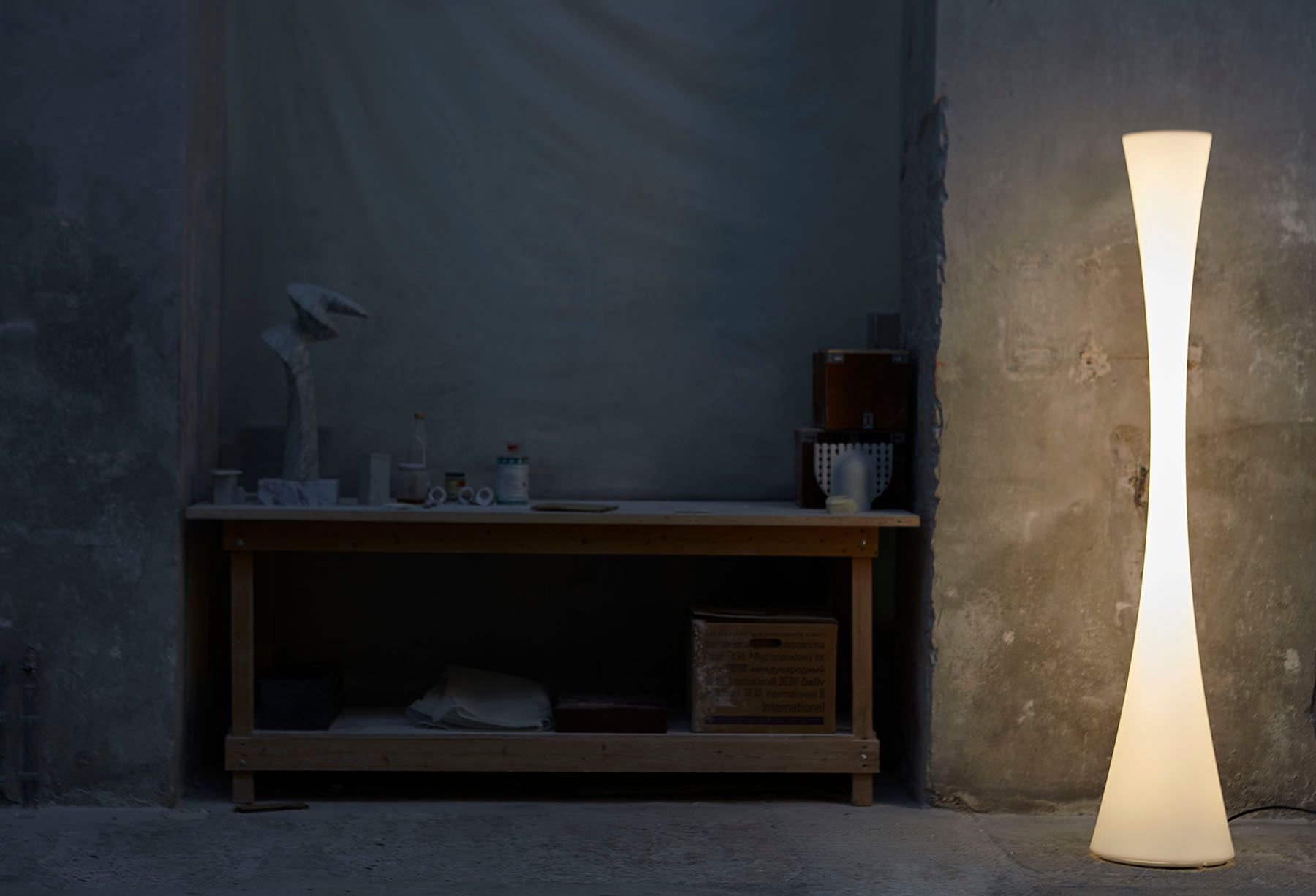 Polyethylene floor lamp with dimmer BICONICA POL By Martinelli Luce ...