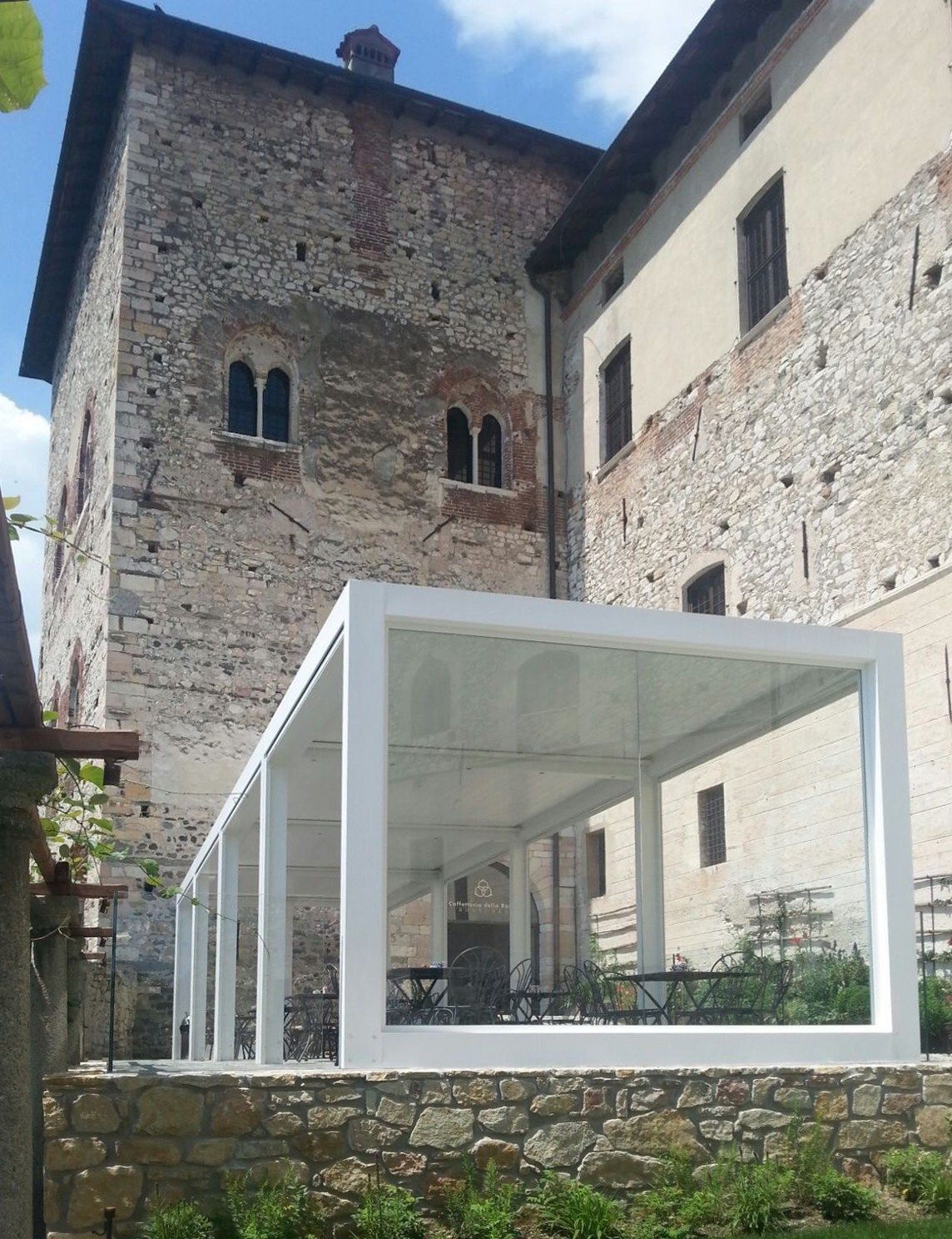 BLADE 180 | Pérgola independiente By STUDIO 66