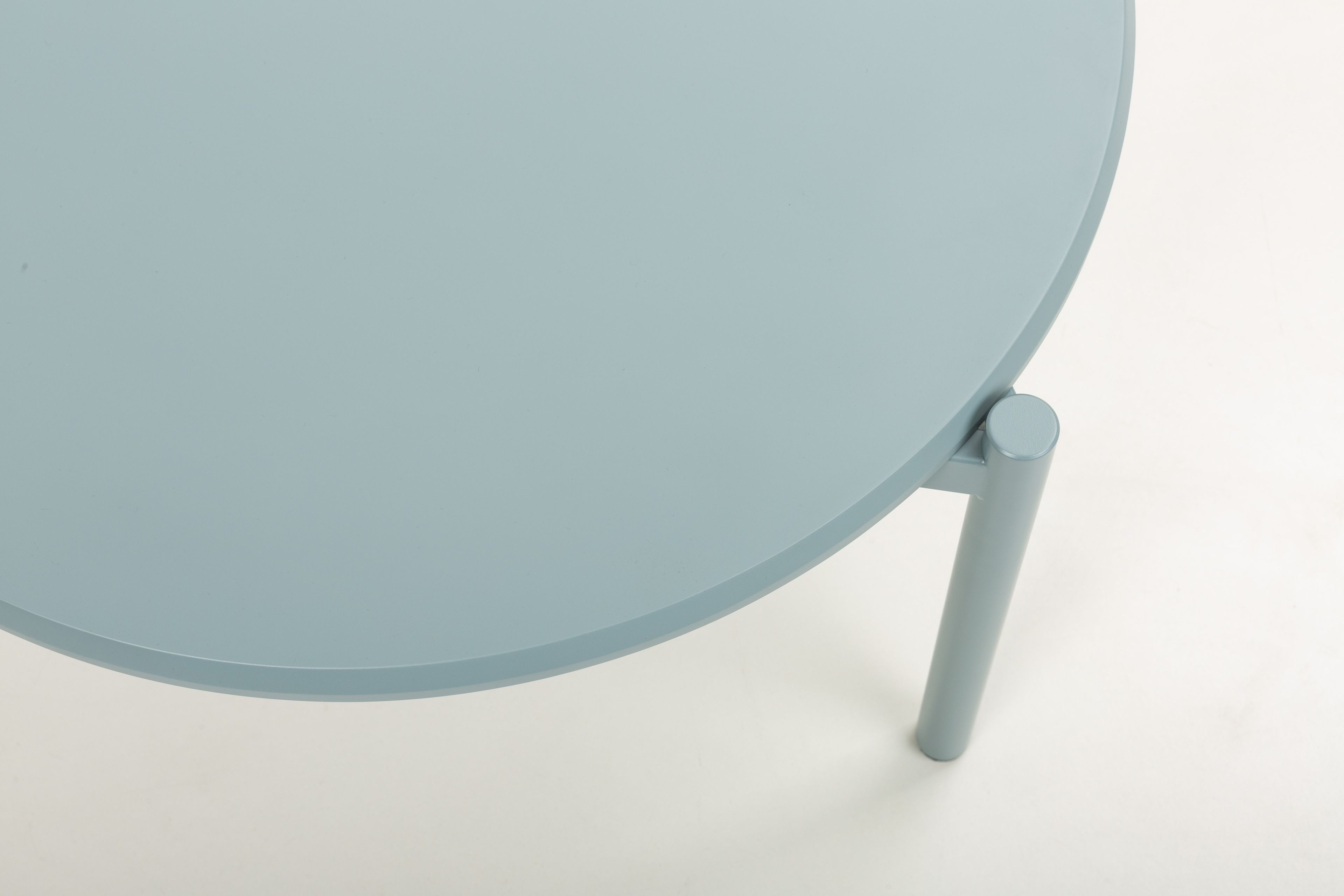 BLADE COFFEE | Table basse ronde Collection Blade Coffee By True Design ...