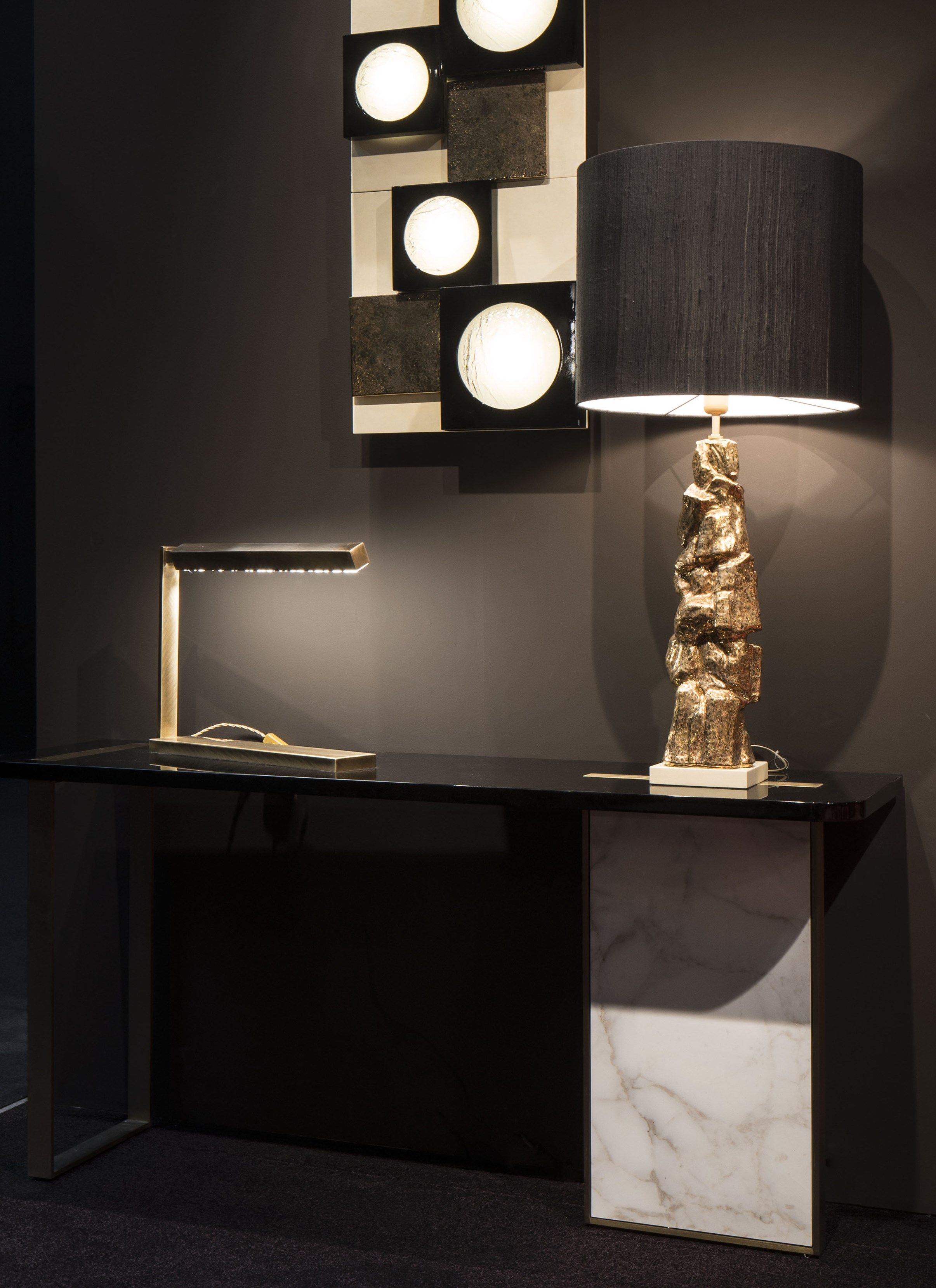 BLADE LAMPS Lampe de table orientable By MARIONI | design Piero Angelo ...