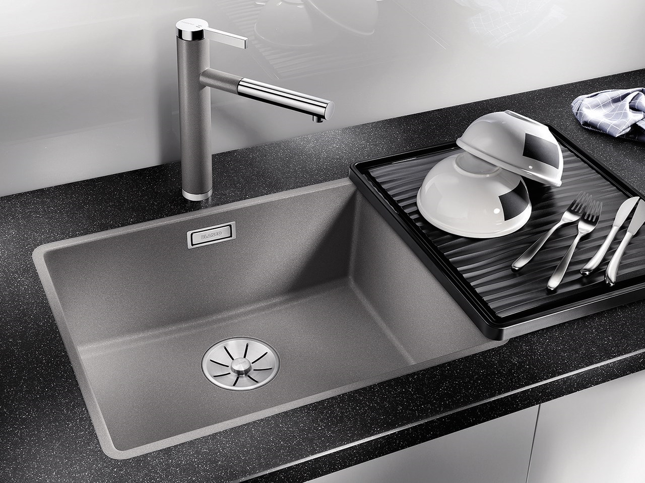 Single flush-mounted Silgranit® sink BLANCO SUBLINE 500 F By Blanco