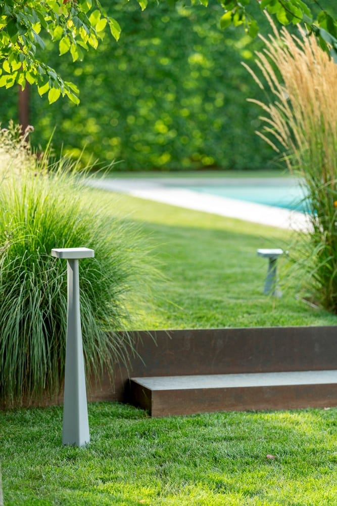 BLEND LED die cast aluminium bollard light By Platek