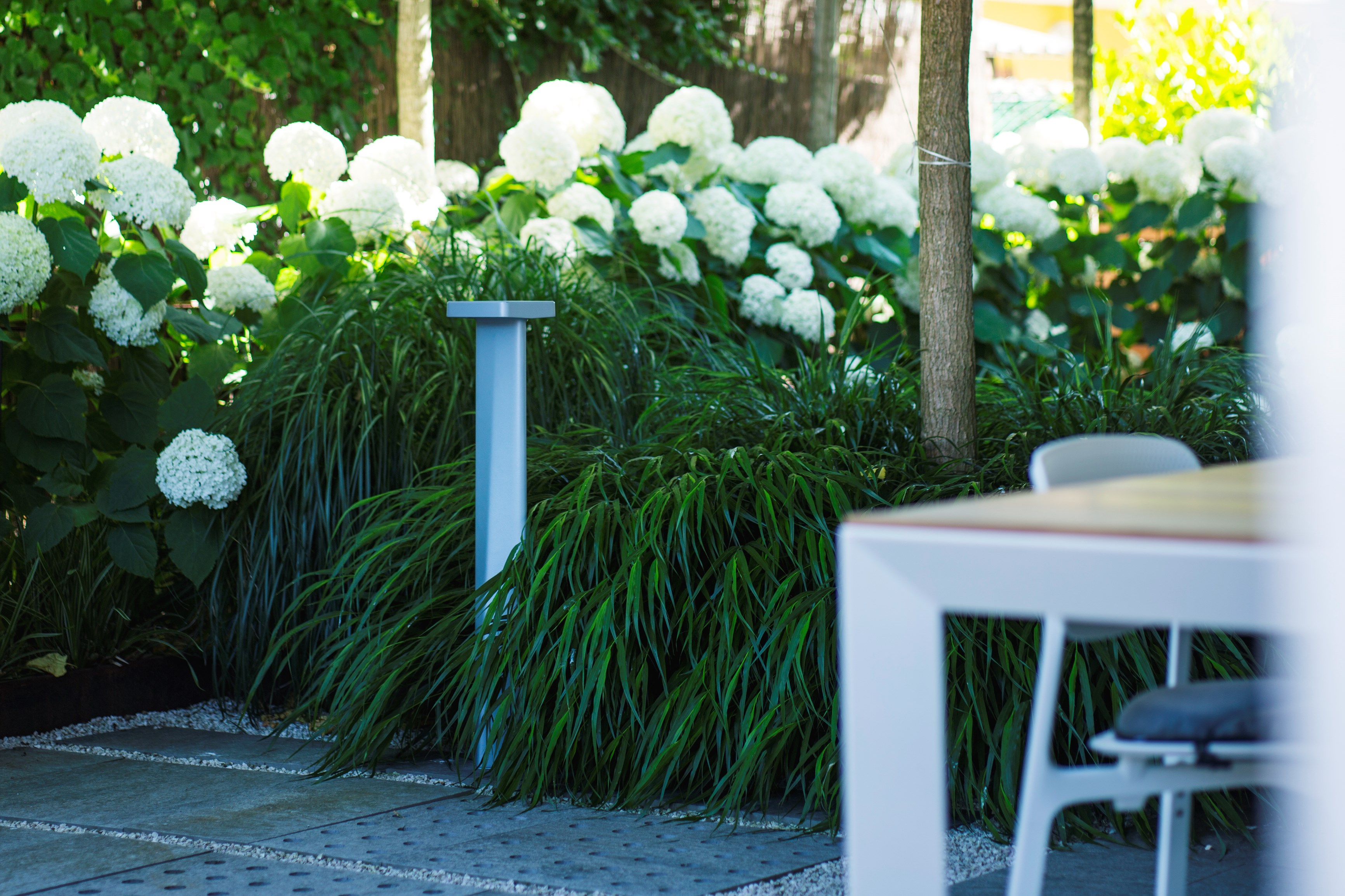 BLEND LED die cast aluminium bollard light By Platek