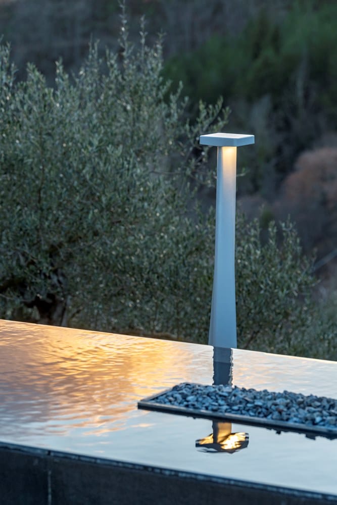 BLEND LED die cast aluminium bollard light By Platek