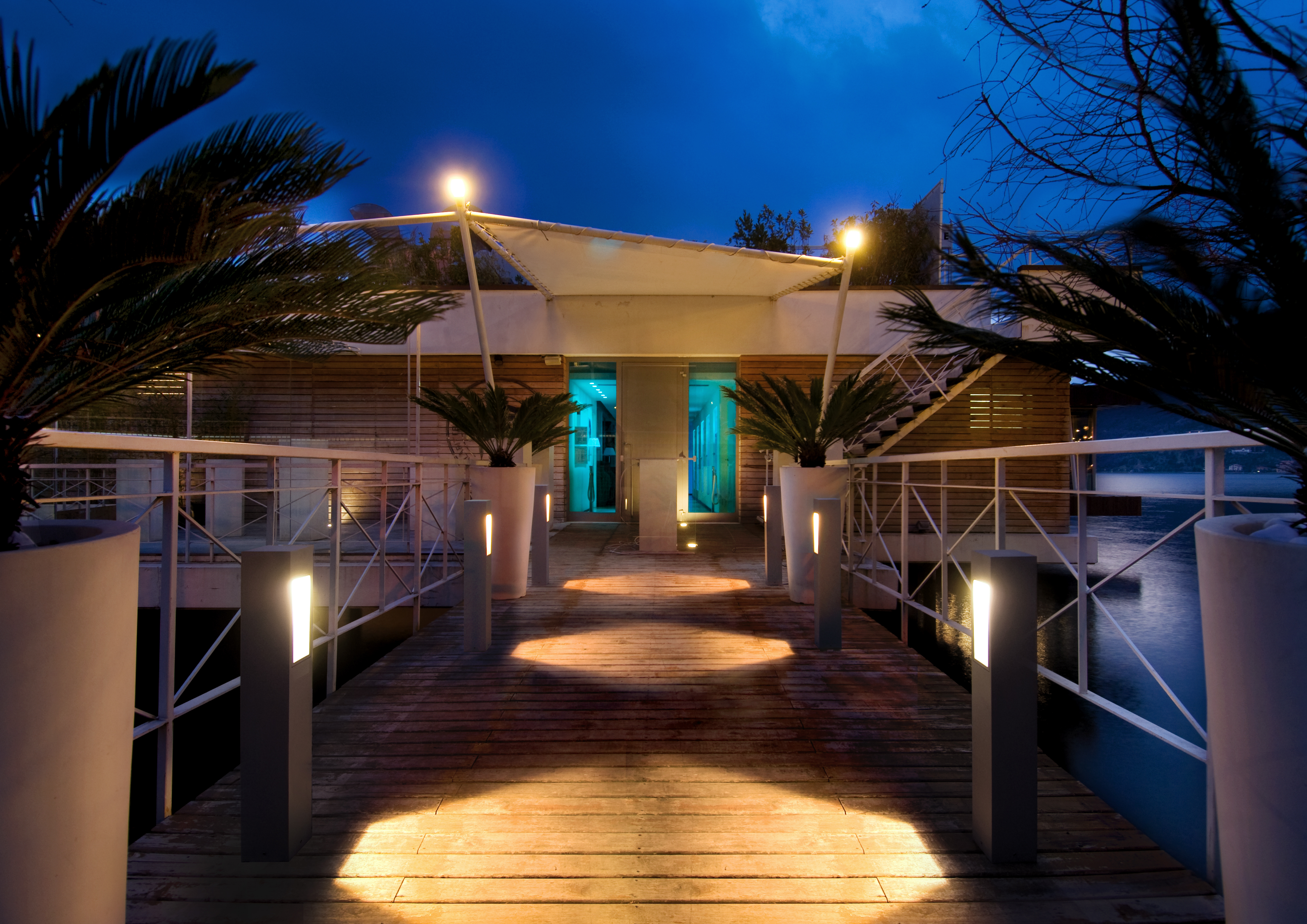 BLINKER LED bollard light for Public Areas By SIMES