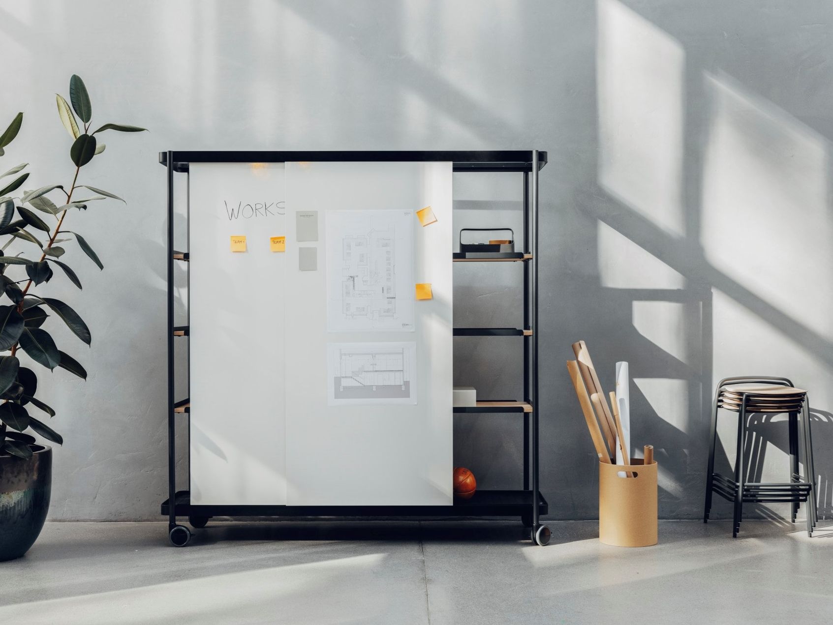 BOARDS | Office shelving with castors By Brunner design Osko+Deichmann