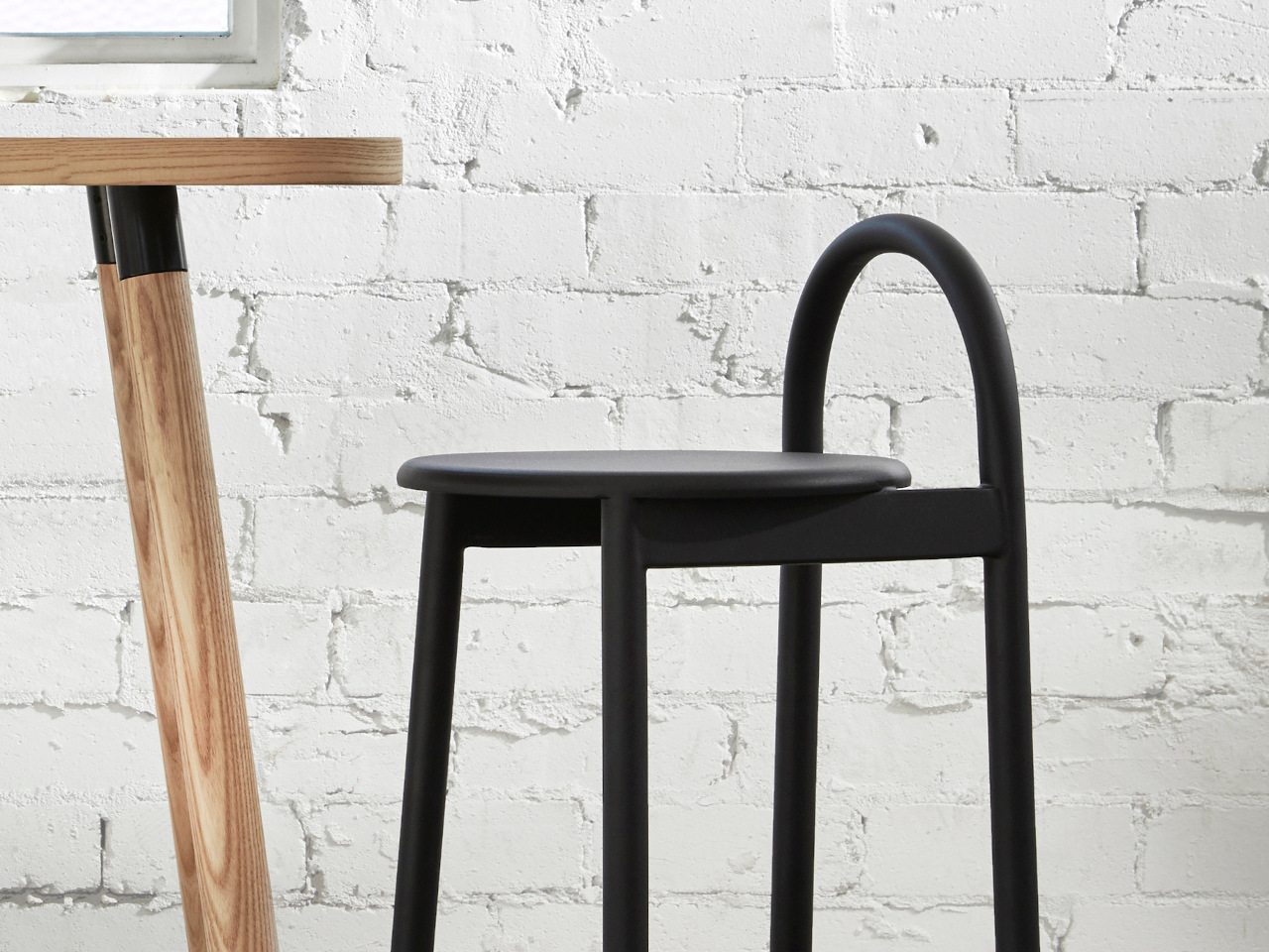 BOBBY | Garden stool By DesignByThem design Daniel Tucker