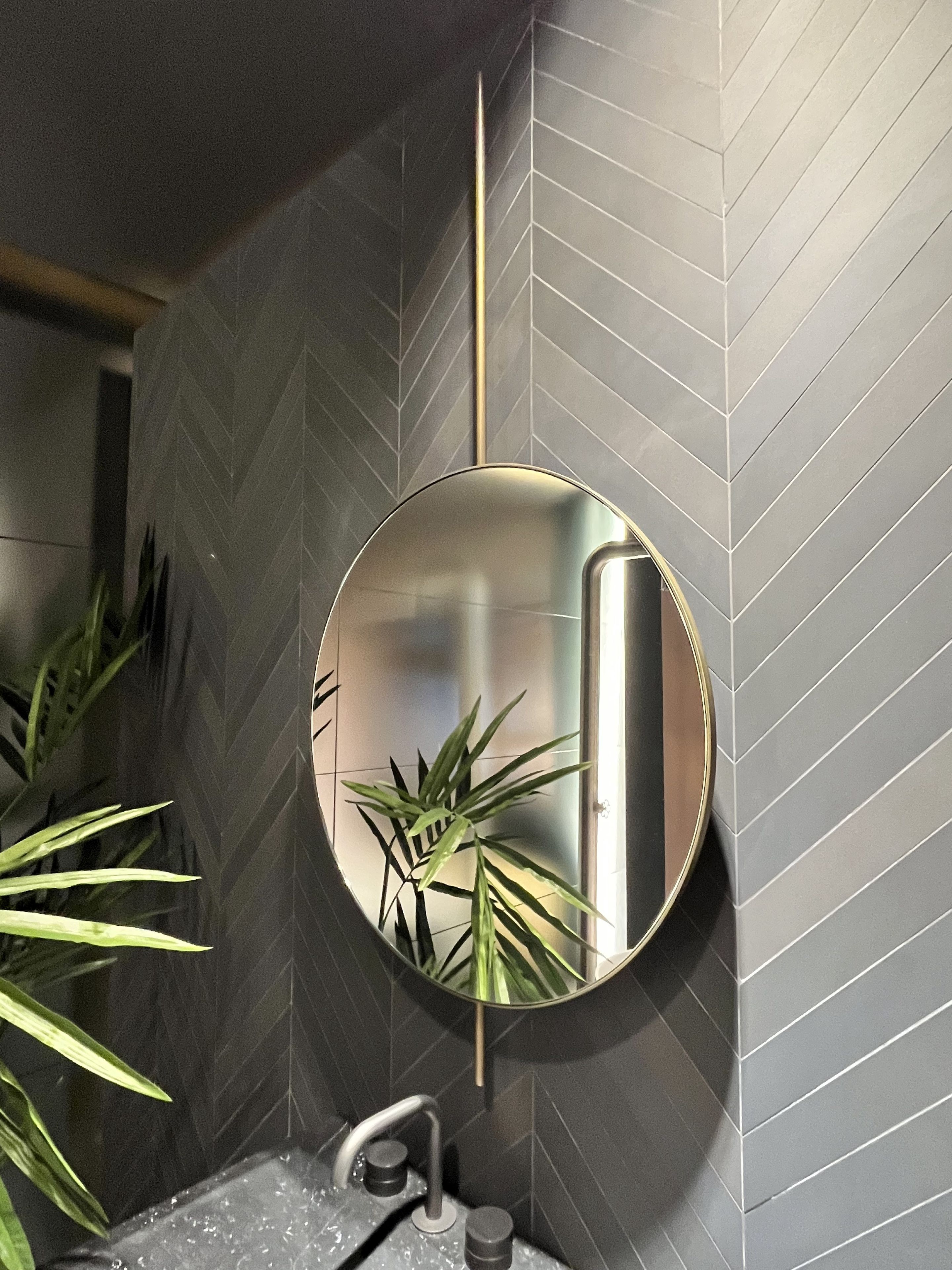 BOFFI - ELEMENTI (DISPLAY PRODUCT) Round wall-mounted bathroom mirror By In Stock | design Elisa ...