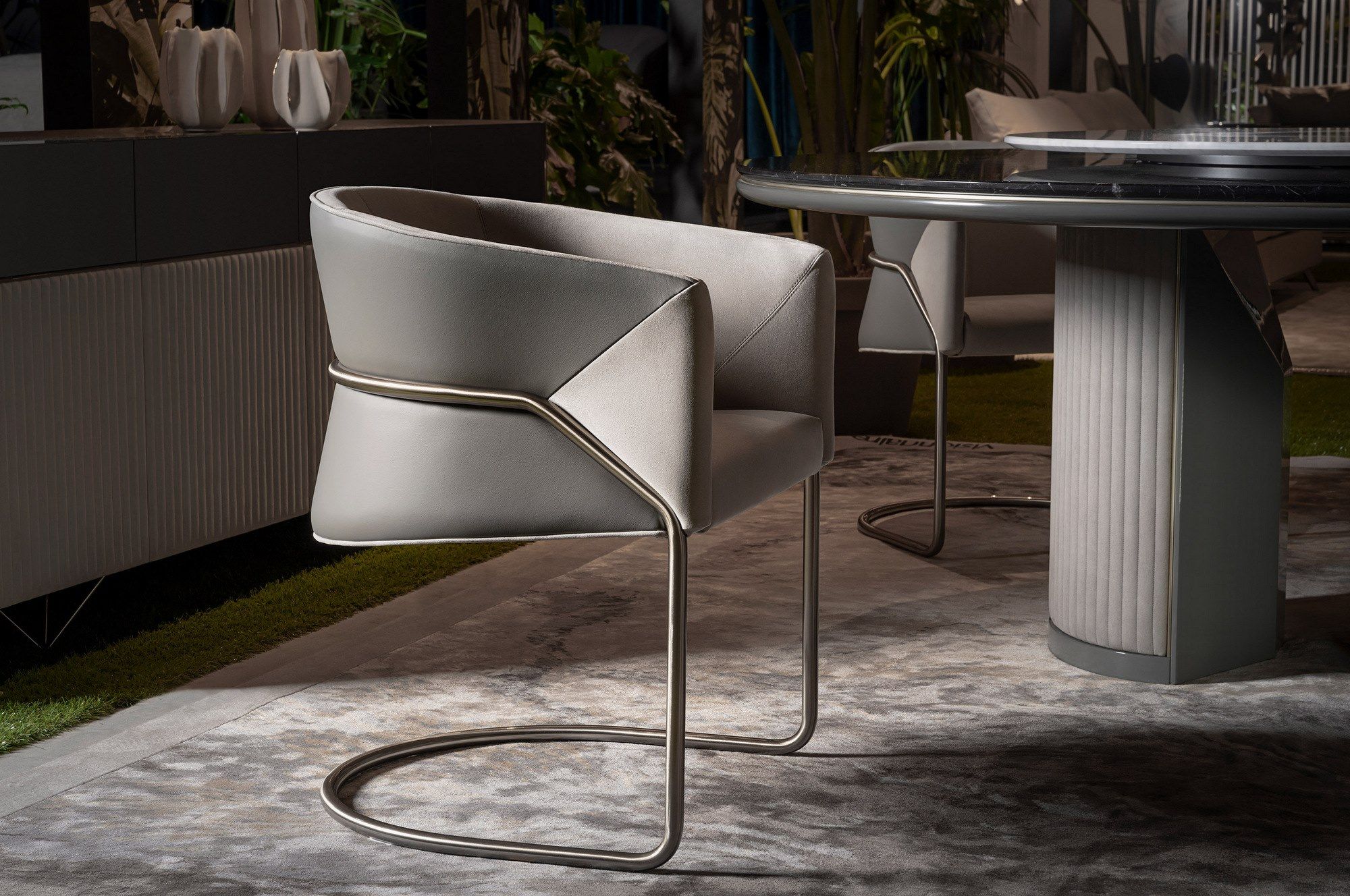 Cantilever upholstered leather chair with armrests BONNIE Starlight ...