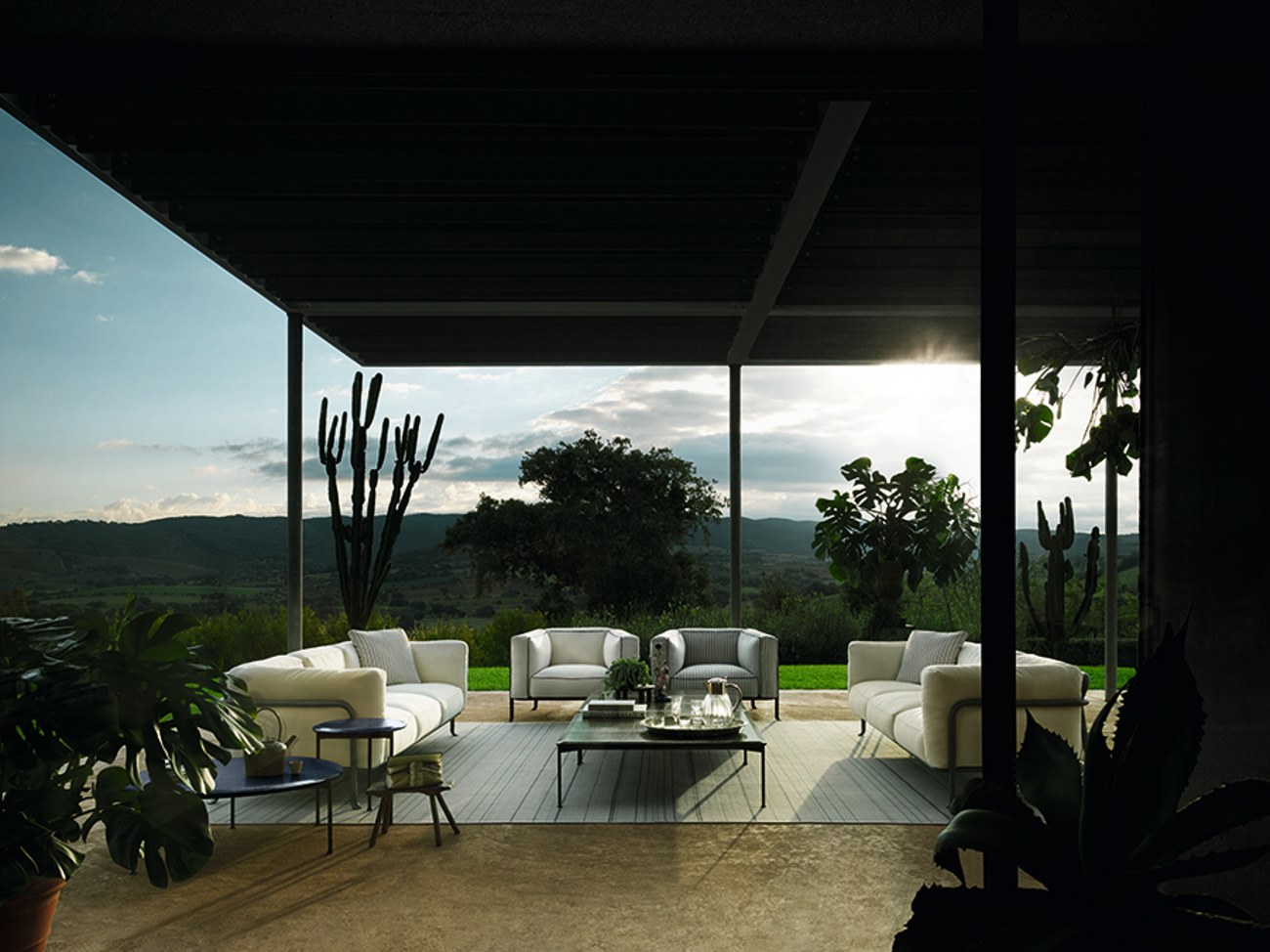 BOREA | Garden table Borea Collection By B&B Italia Outdoor design ...