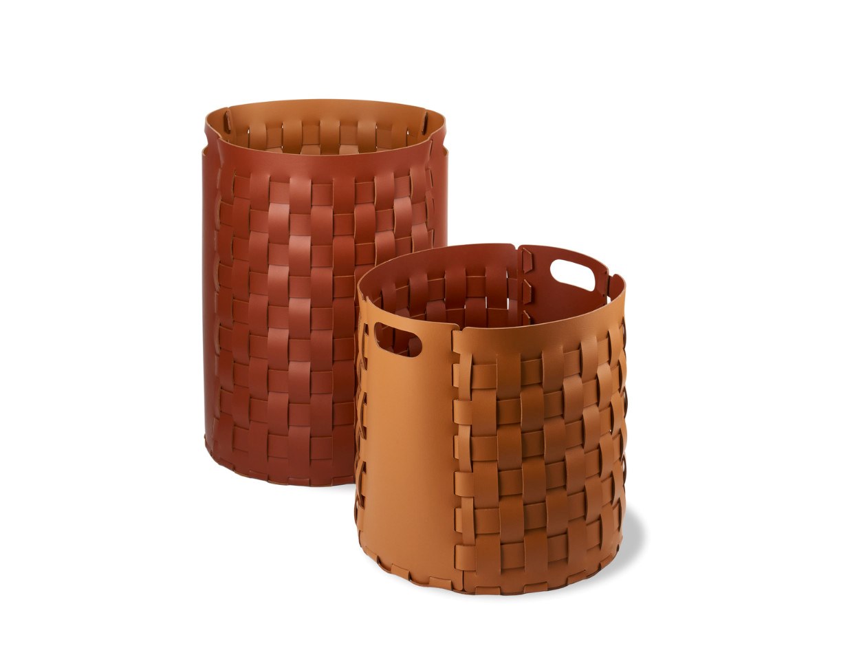 BOTTEGA Leather laundry container By ADJ | design Ekaterina Borovkova