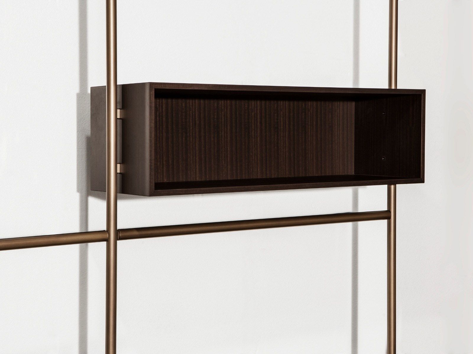 BOUTIQUE MAST By Porro design Piero Lissoni