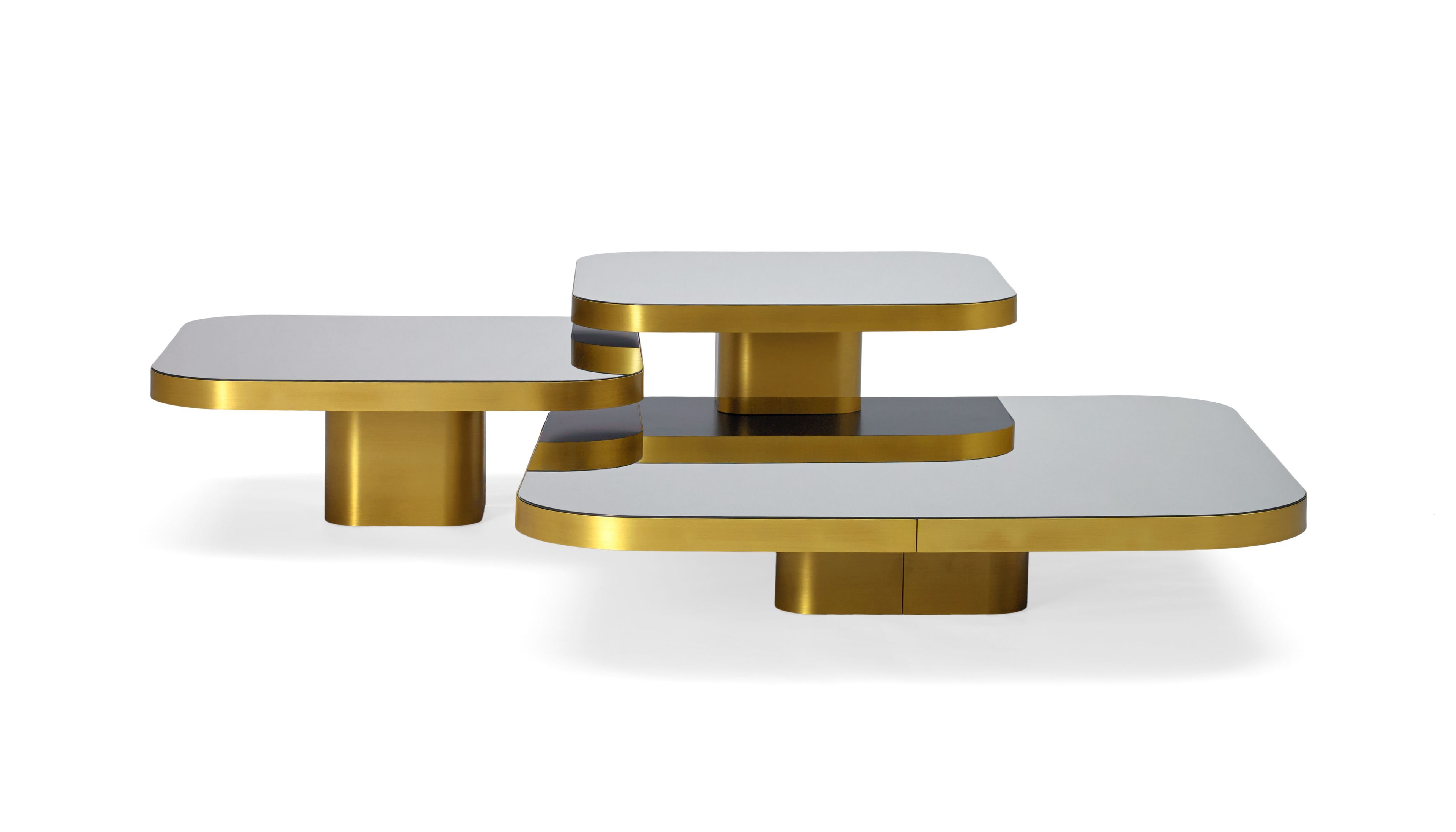 BOW COFFEE TABLE NO. 2 Table basse carrée en laiton By ClassiCon ...