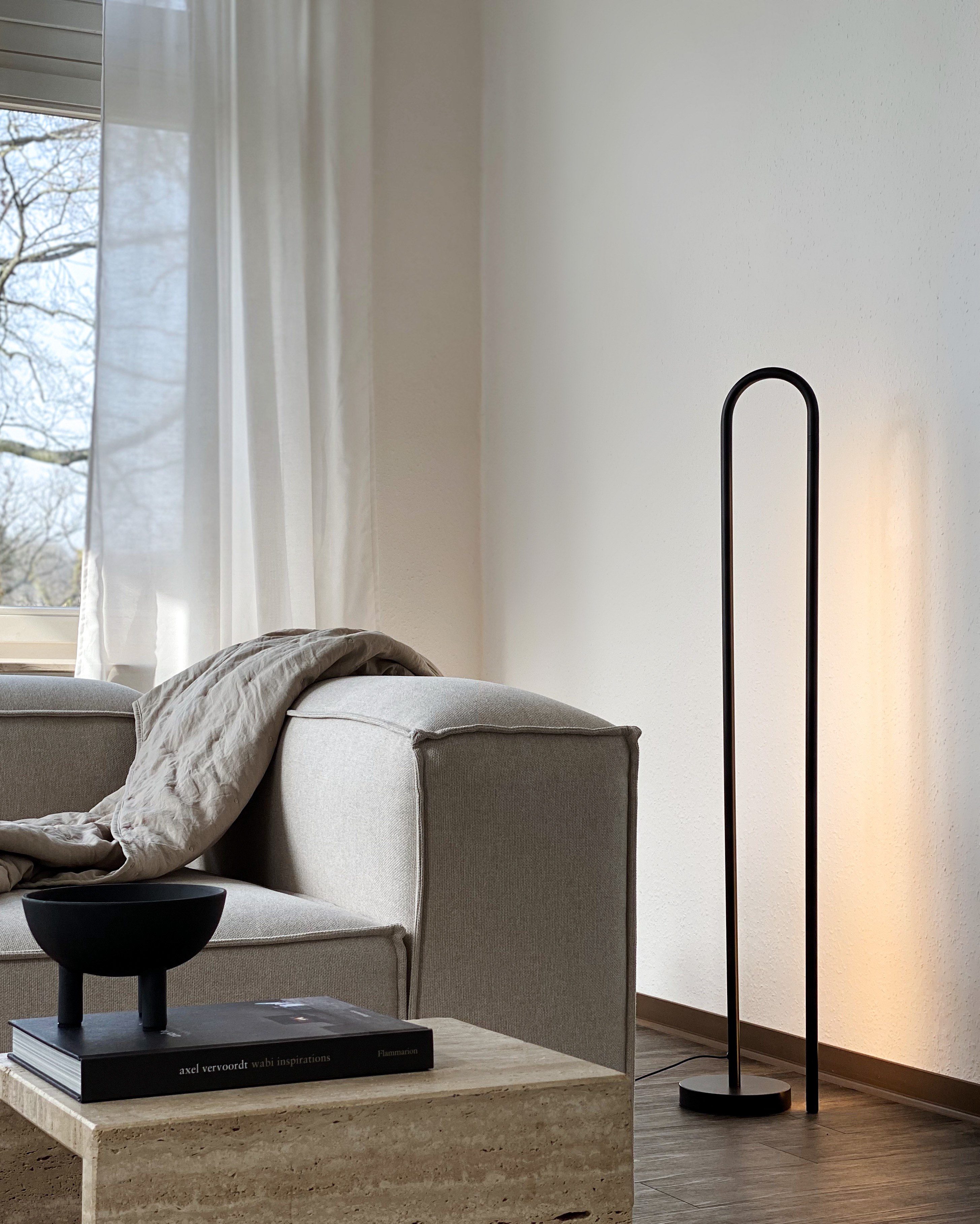 BOW LED adjustable floor lamp with dimmer By Nexia | design Nahtrang design