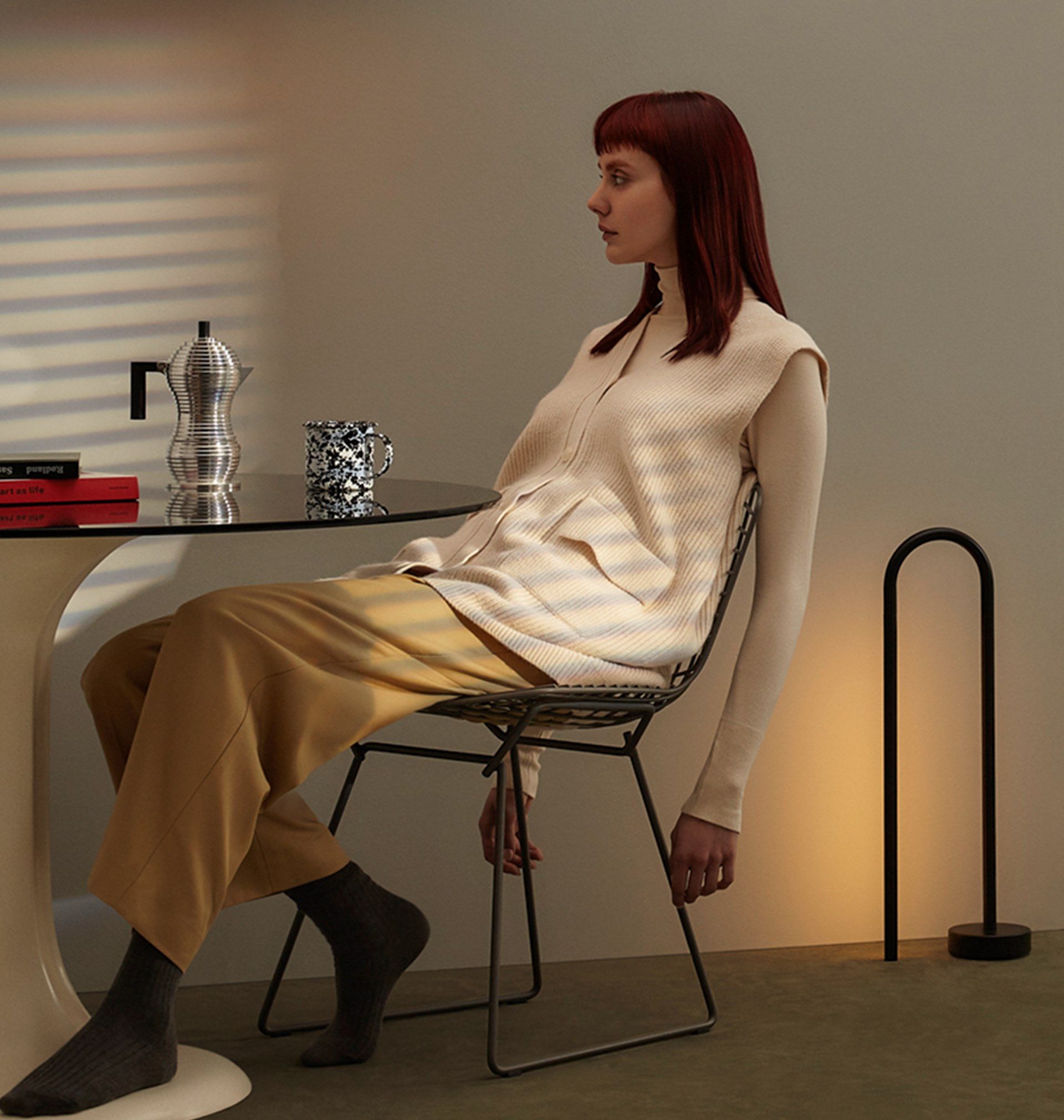 BOW LED adjustable table lamp with dimmer By Nexia | design Nahtrang design