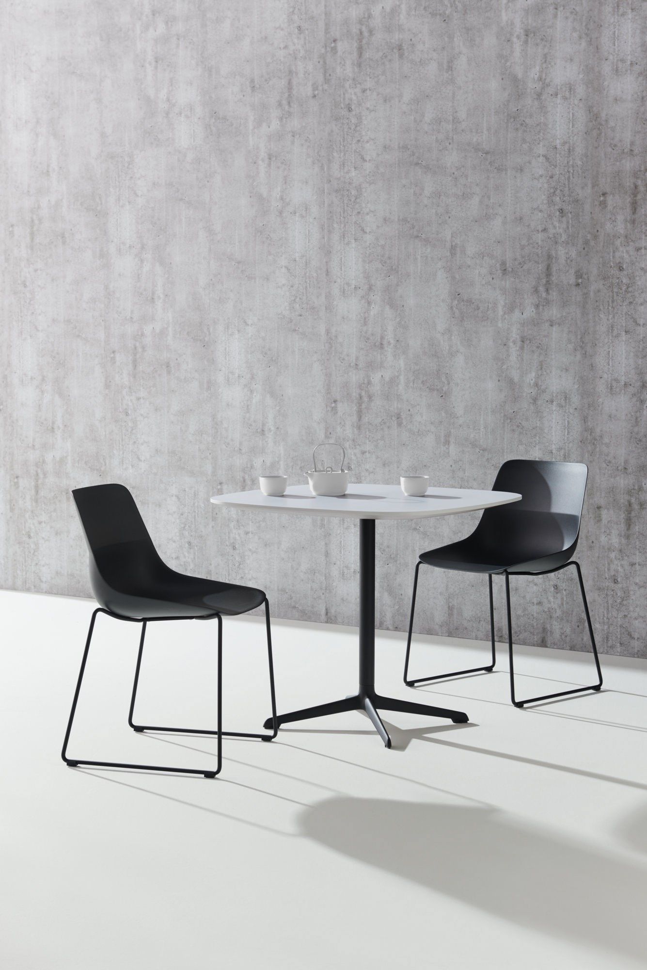 BREAK | Round table Break Collection By Brunner design Jehs+Laub