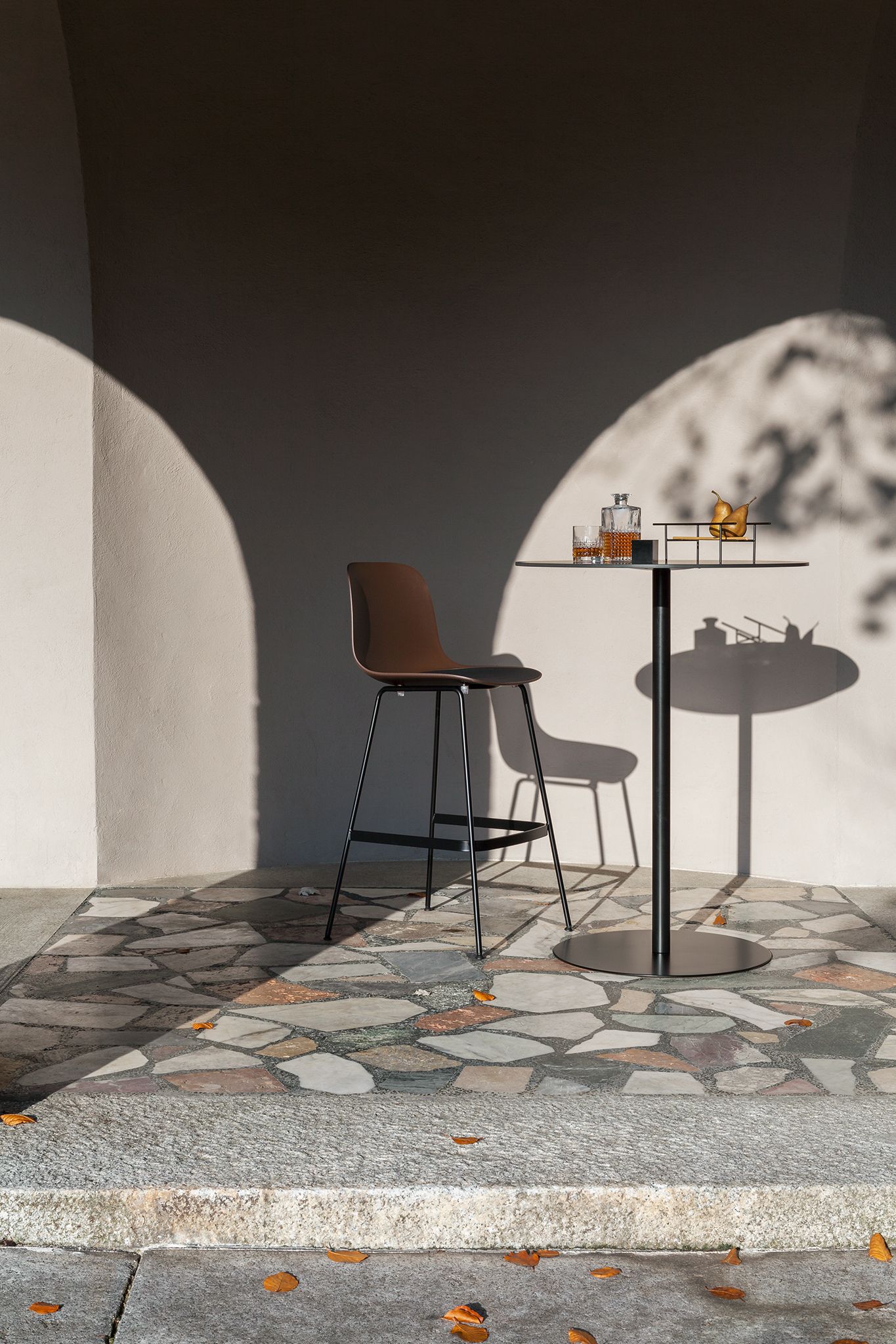 BRIO OUTDOOR Round high table By Lapalma | design Romano Marcato