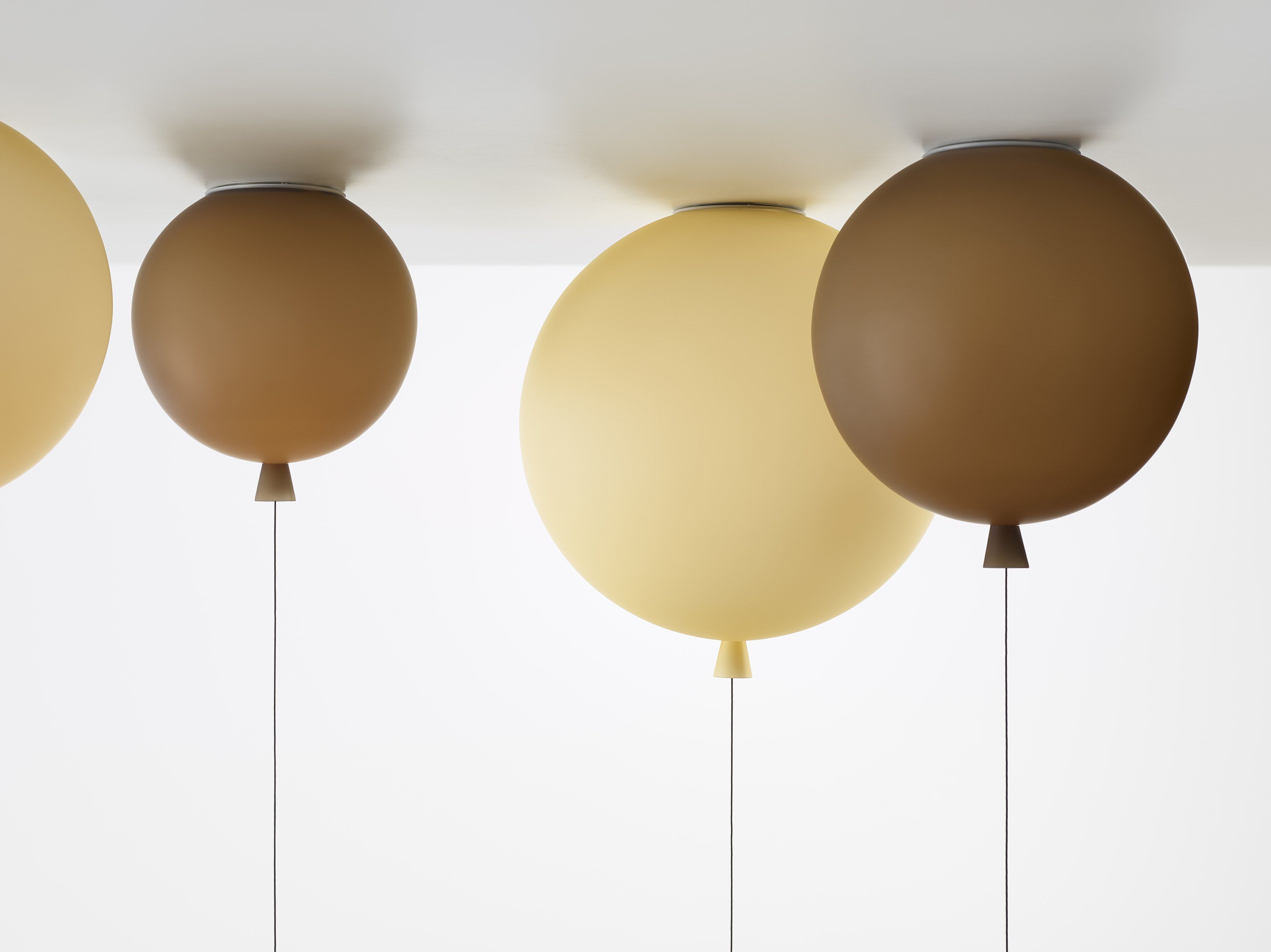 MEMORY Opal glass ceiling lamp By BROKIS | design Boris Klimek