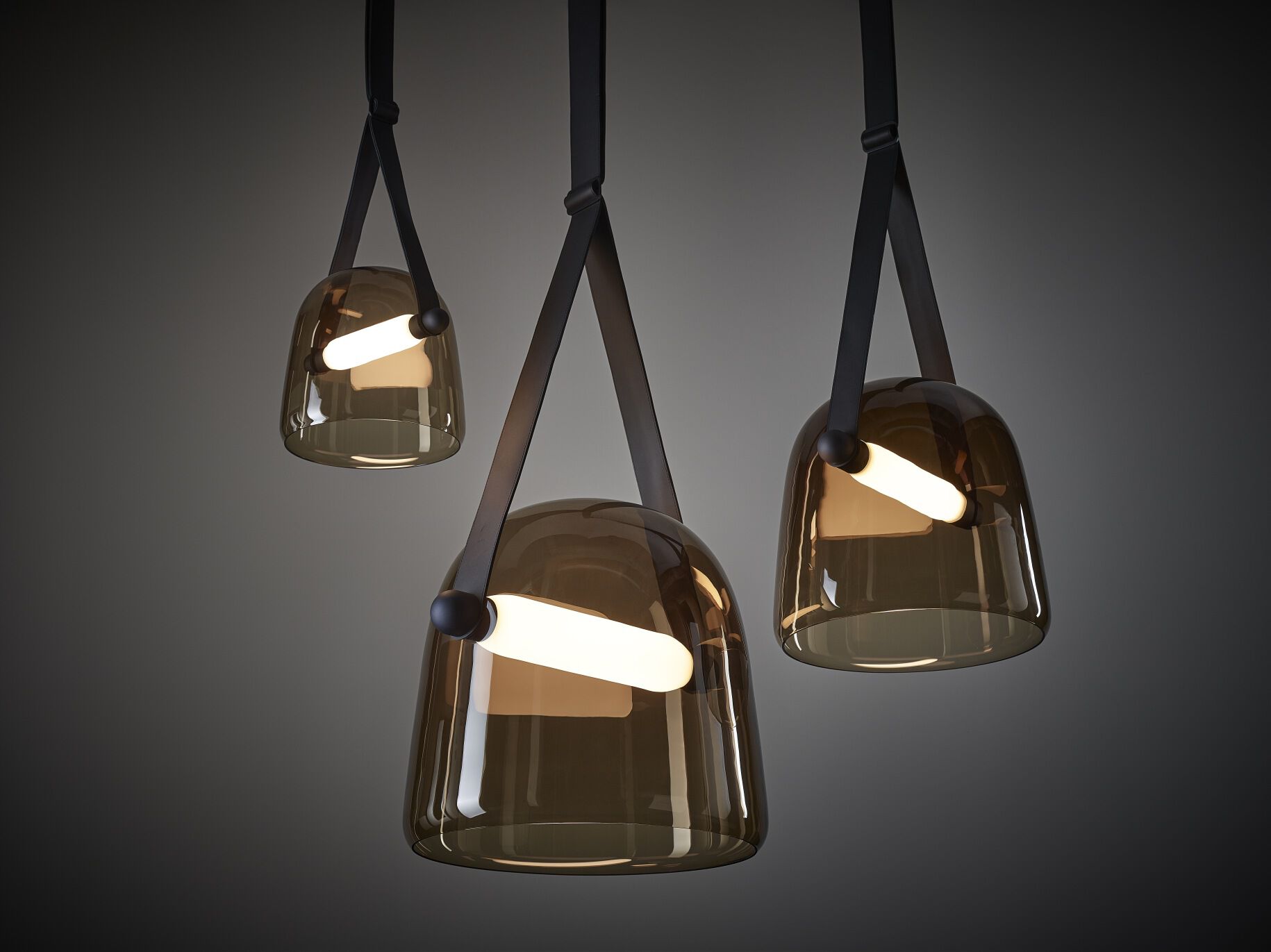 MONA LED dimmable blown glass pendant lamp By BROKIS | design Lucie Koldova