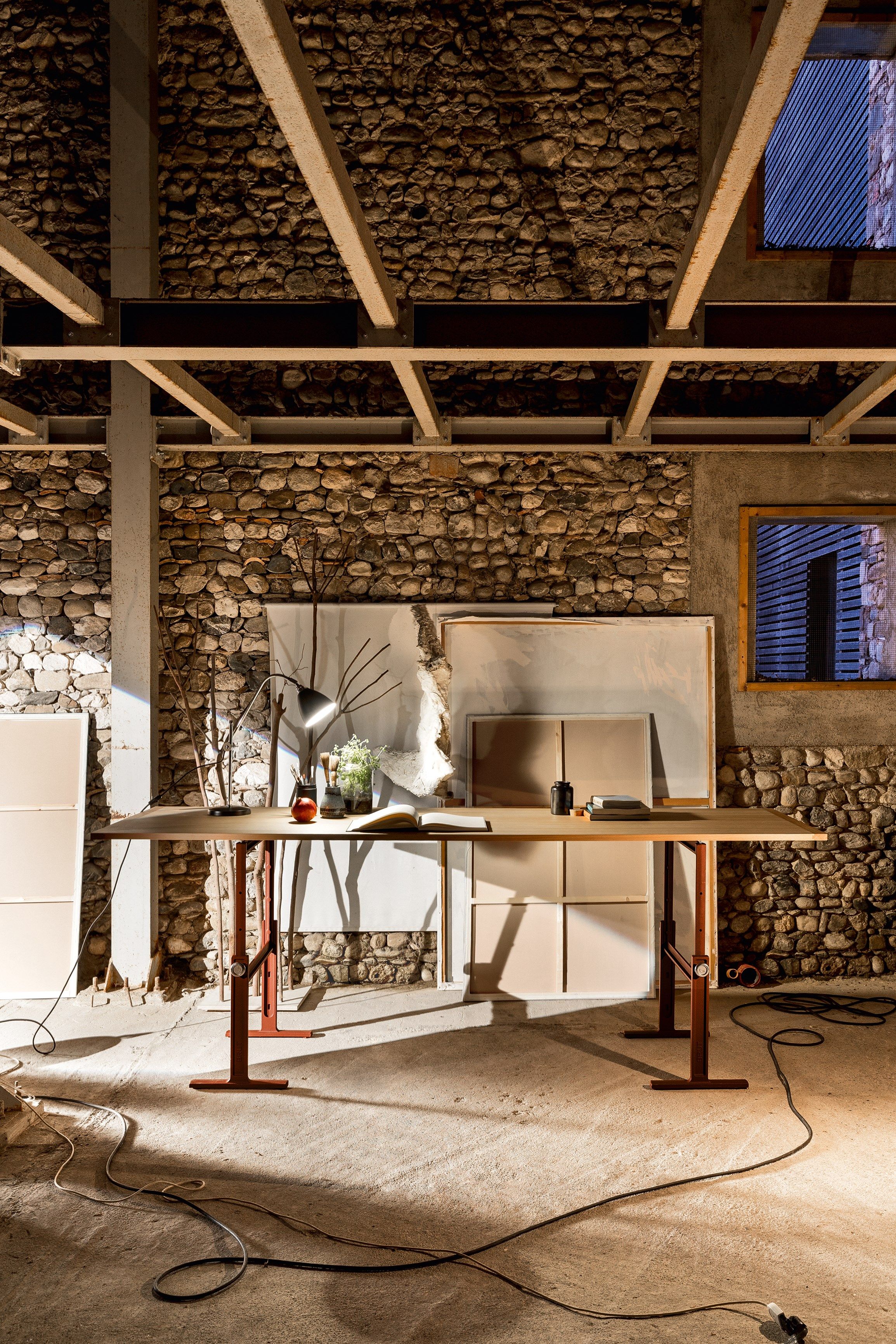 BRUT Height-adjustable rectangular cast iron table By Magis | design ...