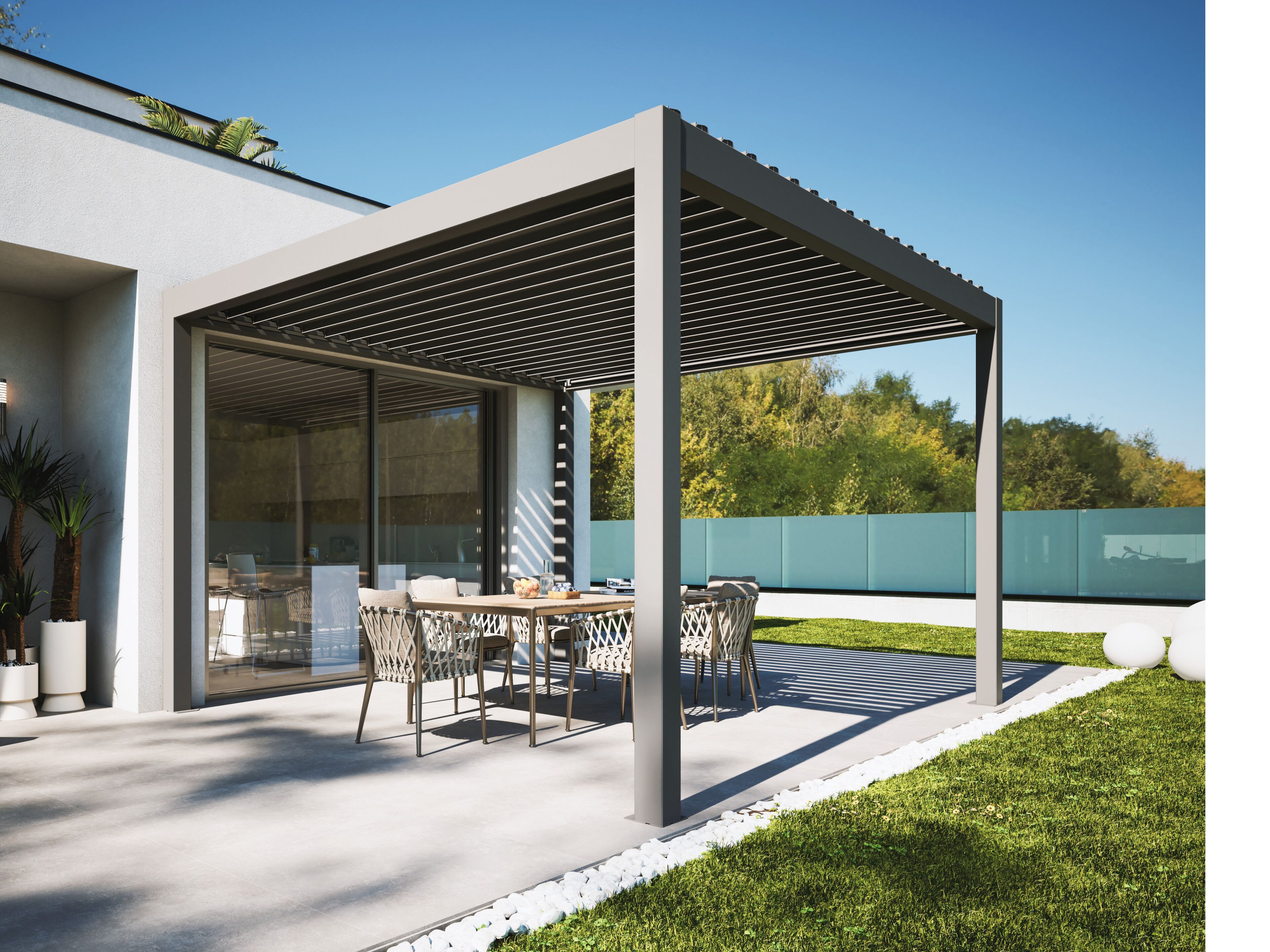 Pergola bioclimatica autoportante in alluminio PERGOEXE - BT Group ...