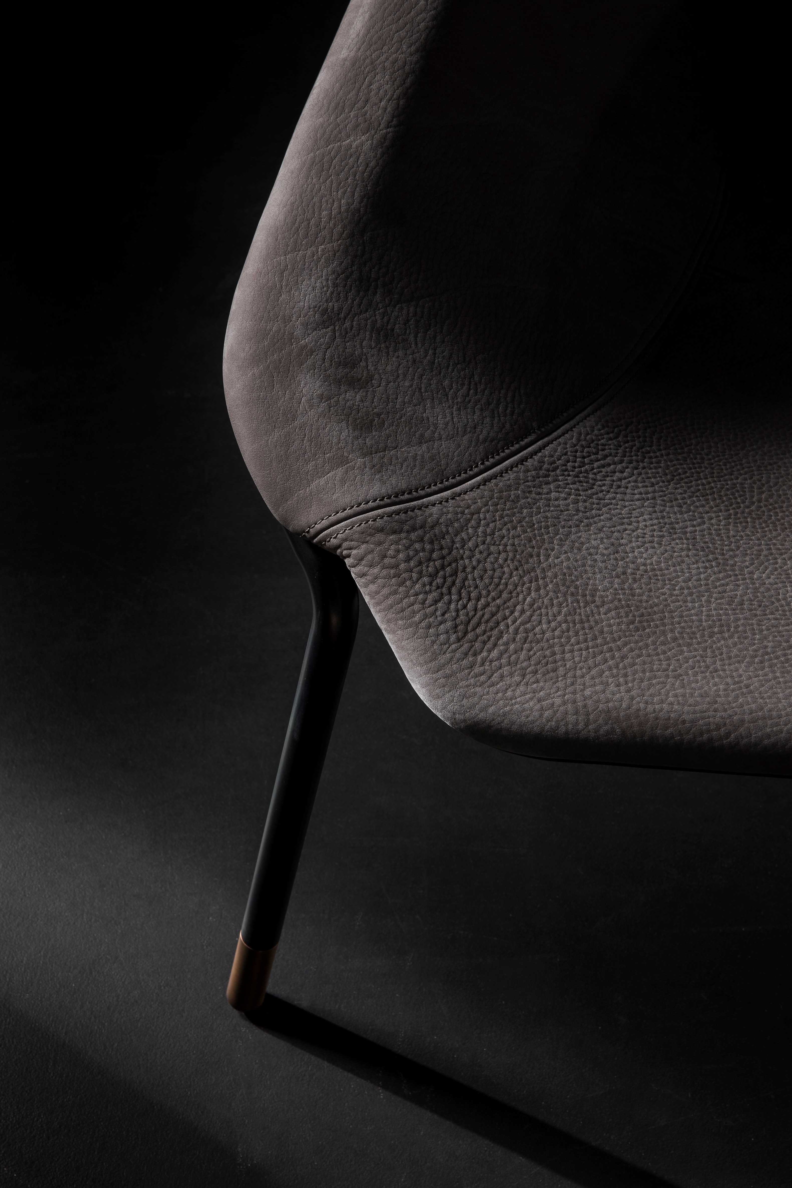 BUG Easy chair By Henge | design Massimo Castagna
