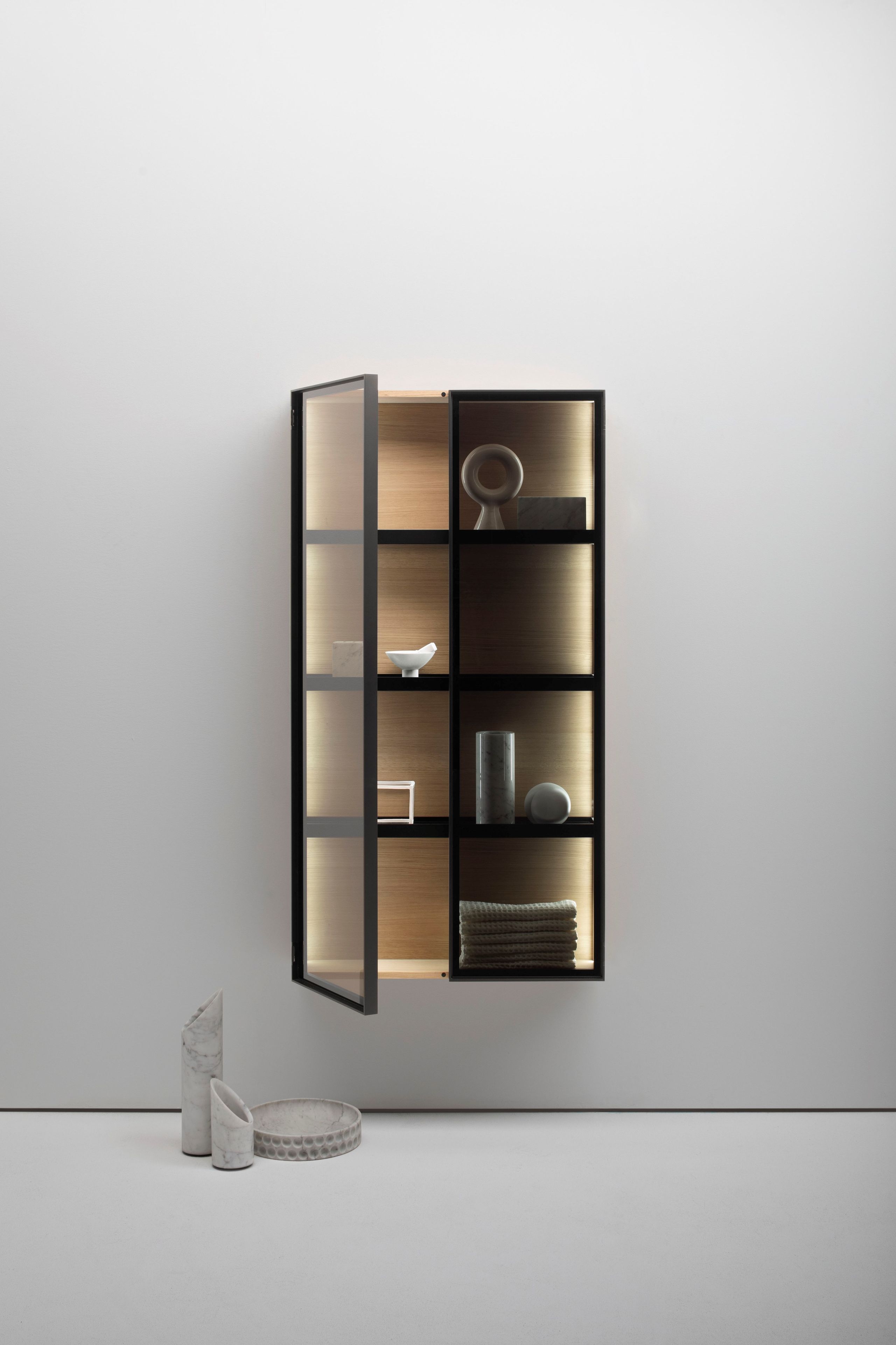BUTLER Bathroom wardrobe in aluminum, glass and wood By FALPER | design ...