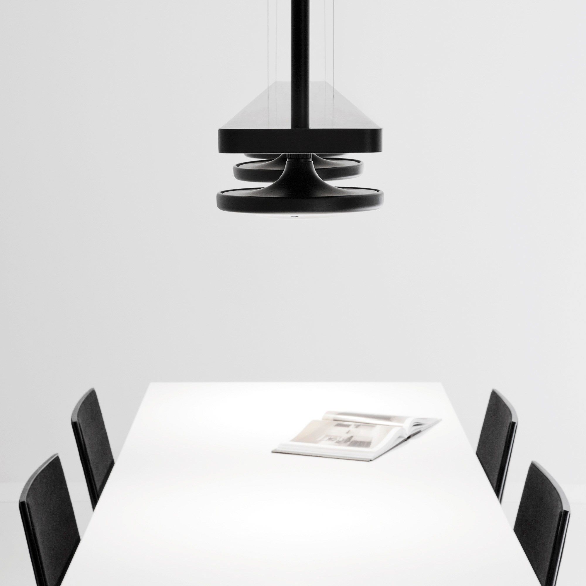 BUTTON | LED pendant lamp By Estiluz