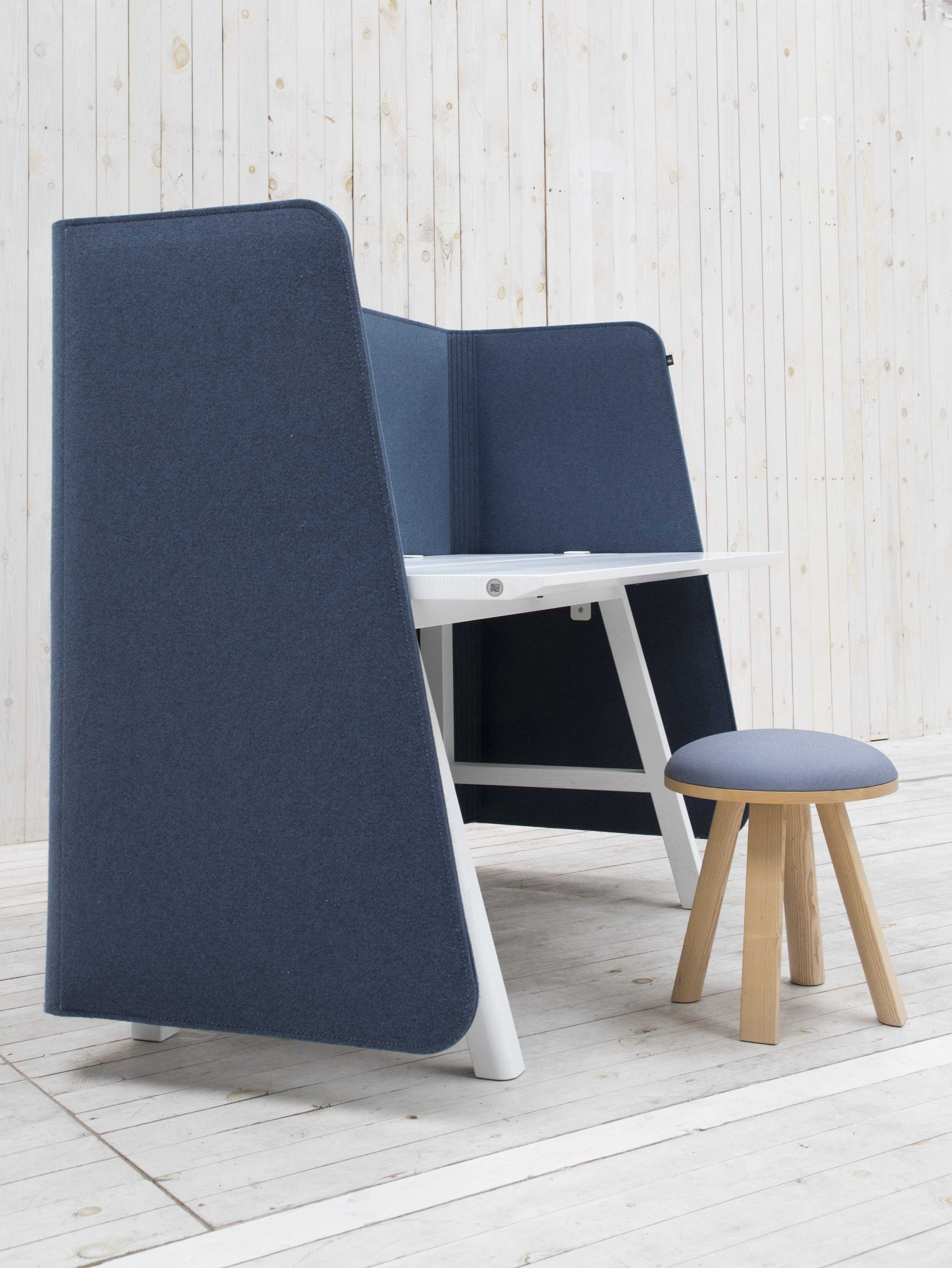 Acoustical desk panel BuzziWrap FrontDesk By BuzziSpace