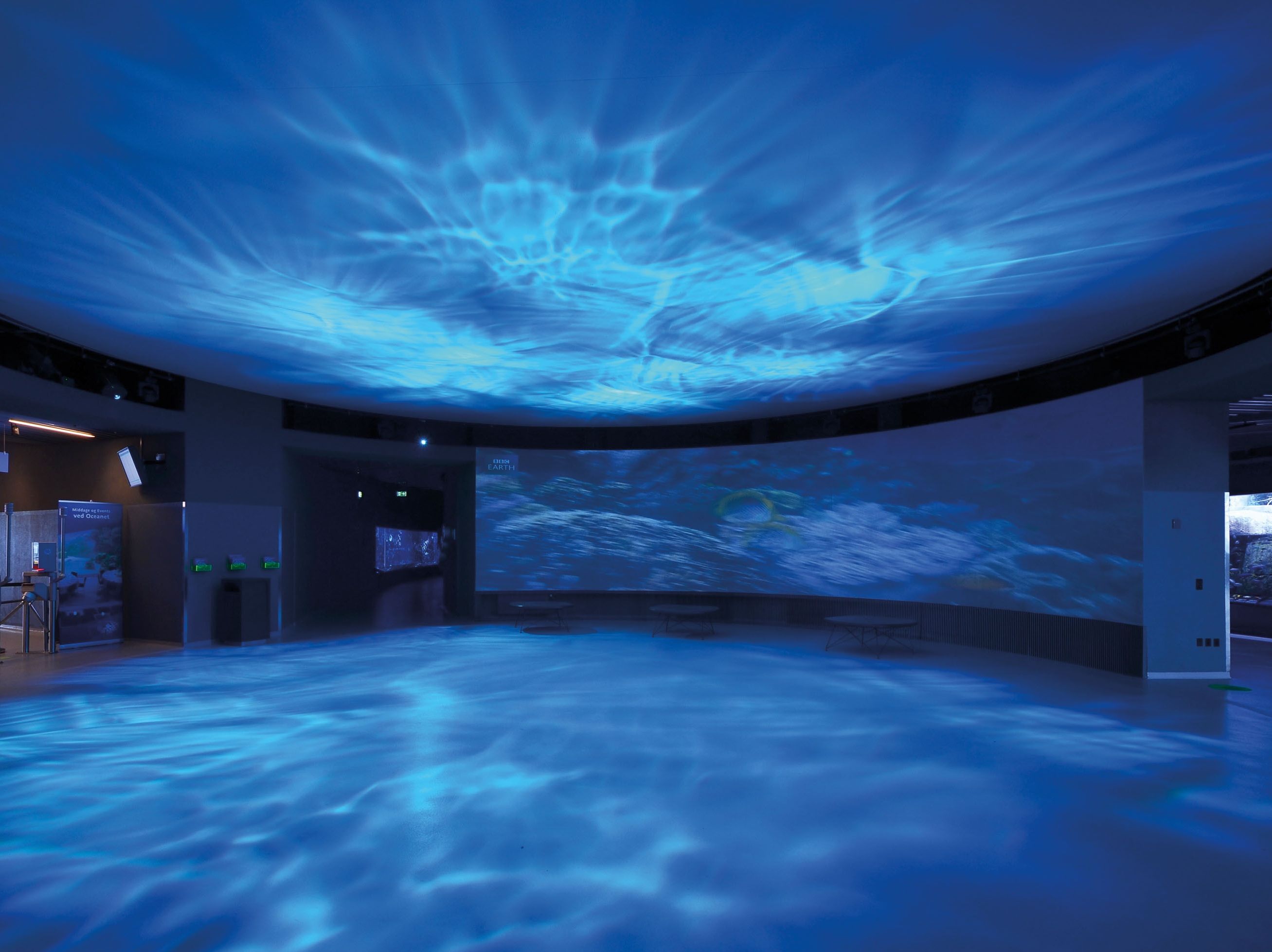 Indoor plastic stretch ceiling BARRISOL® Projection and lighting effect ...