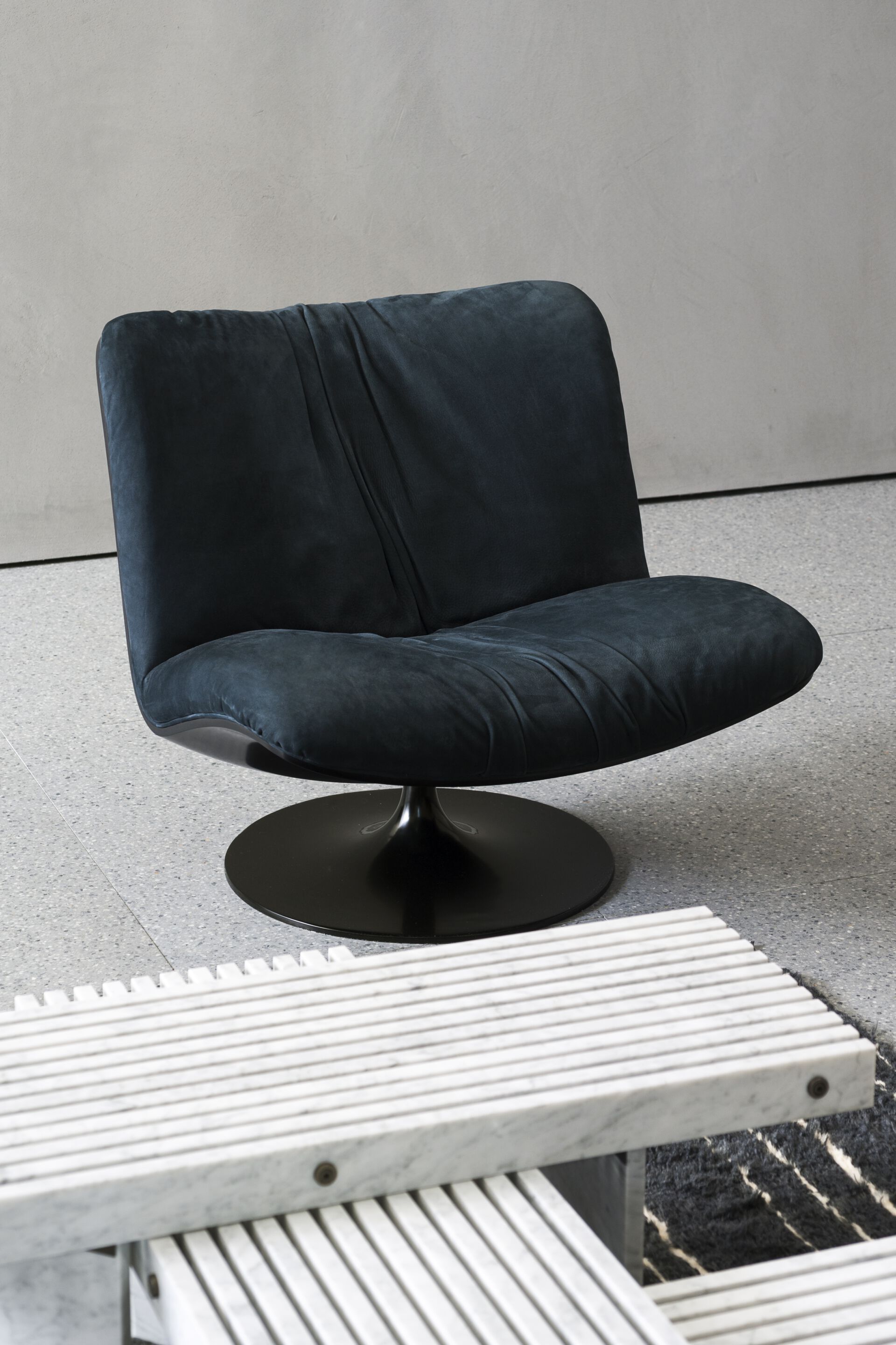 MARILYN Swivel armchair By Baxter | design Draga & Aurel