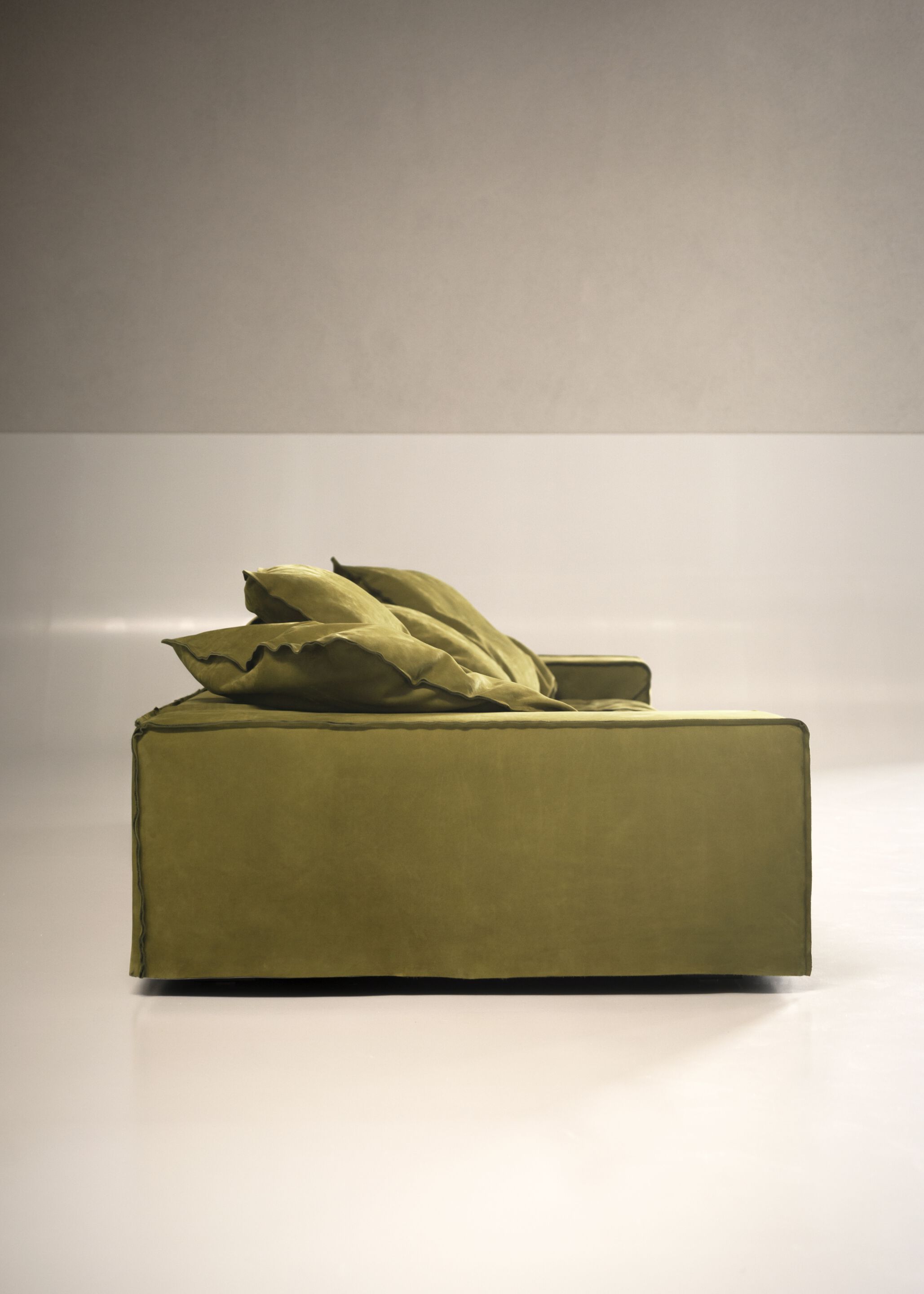 MIAMI BEACH Sofa By Baxter