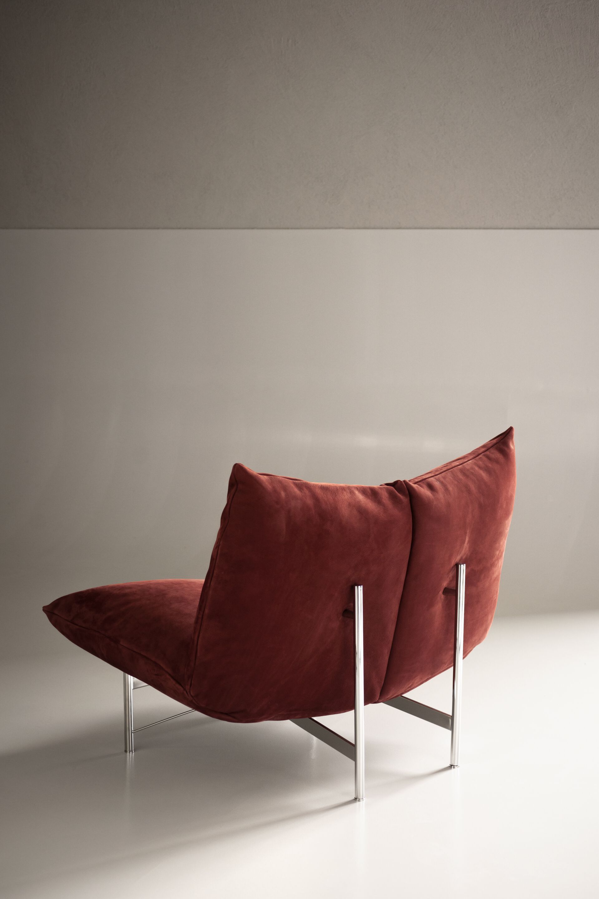 PILLOW Leather armchair By Baxter