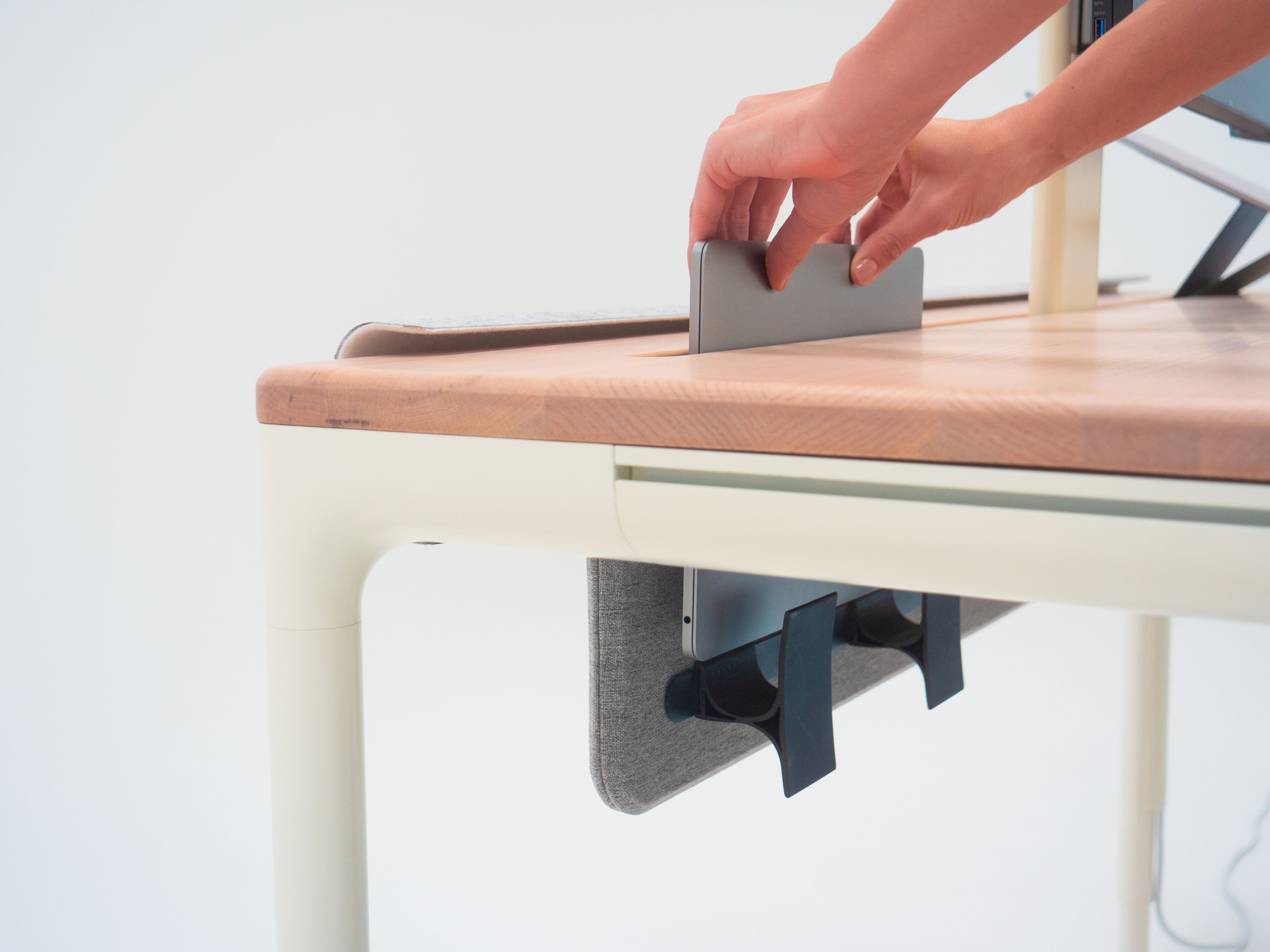 TENON PREMIUM Office desk By Beflo