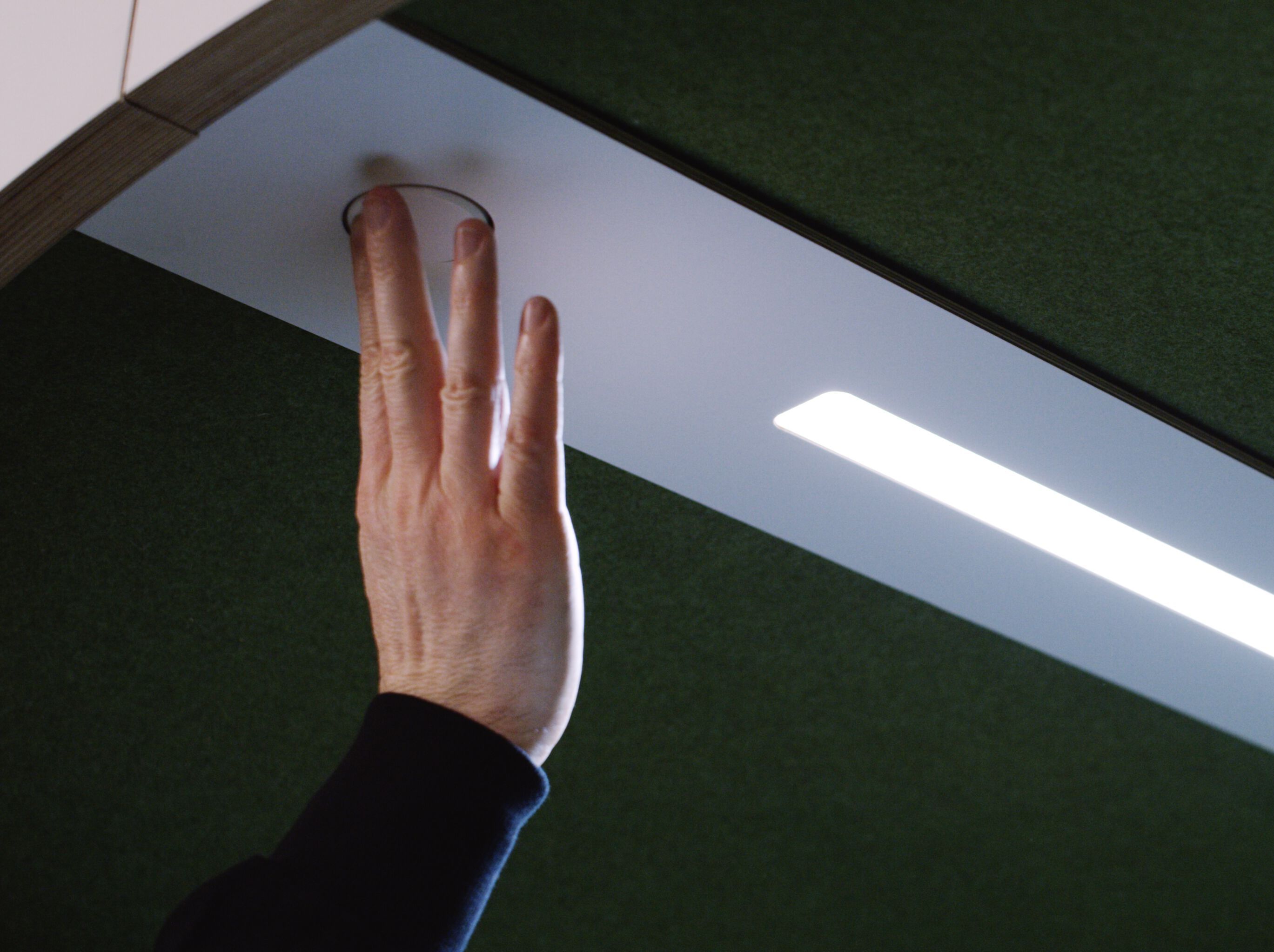 BlockO EAZY Office booth By BlockO.design