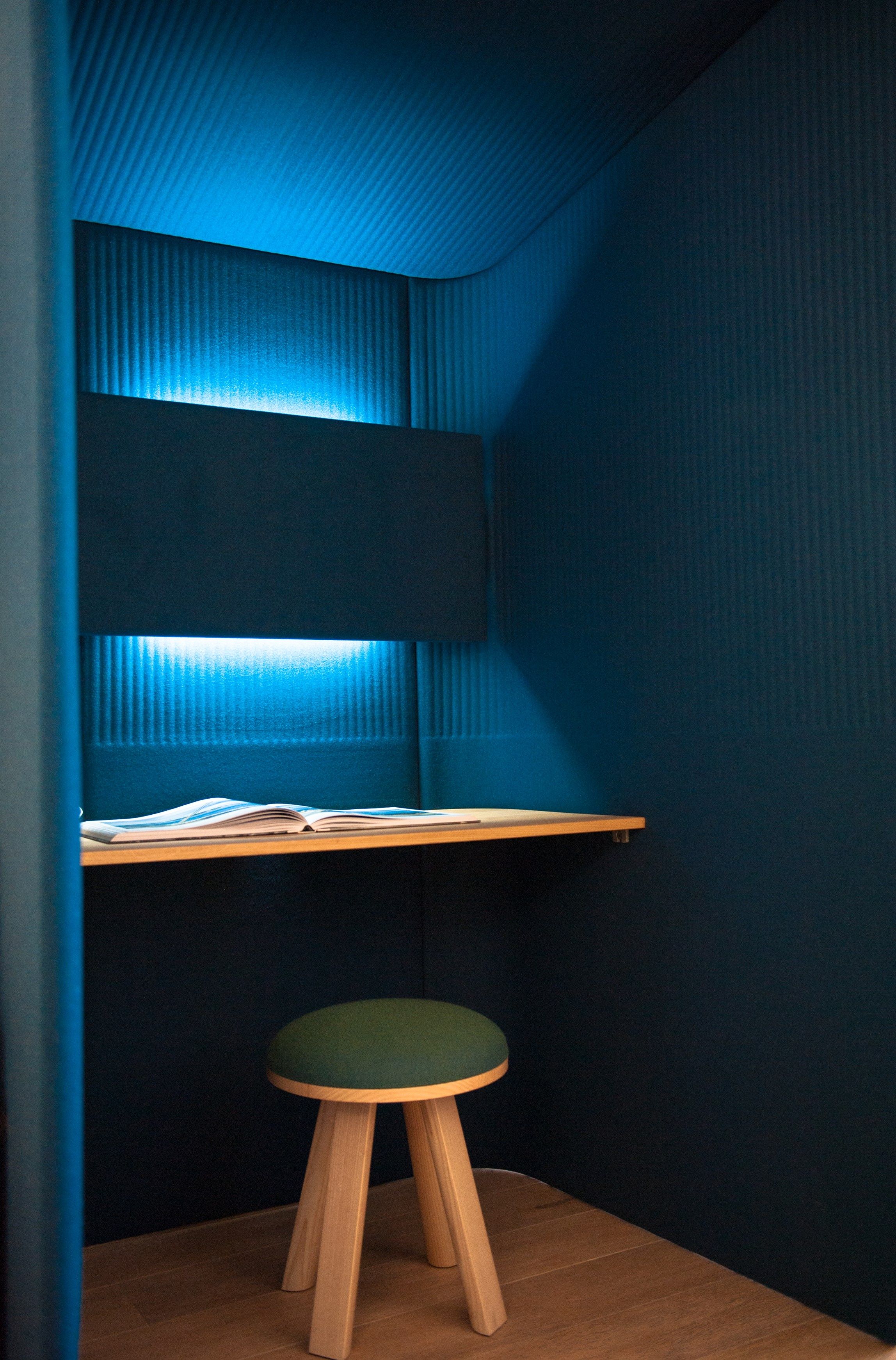 BuzziBooth Acoustic fabric phone booth By BuzziSpace