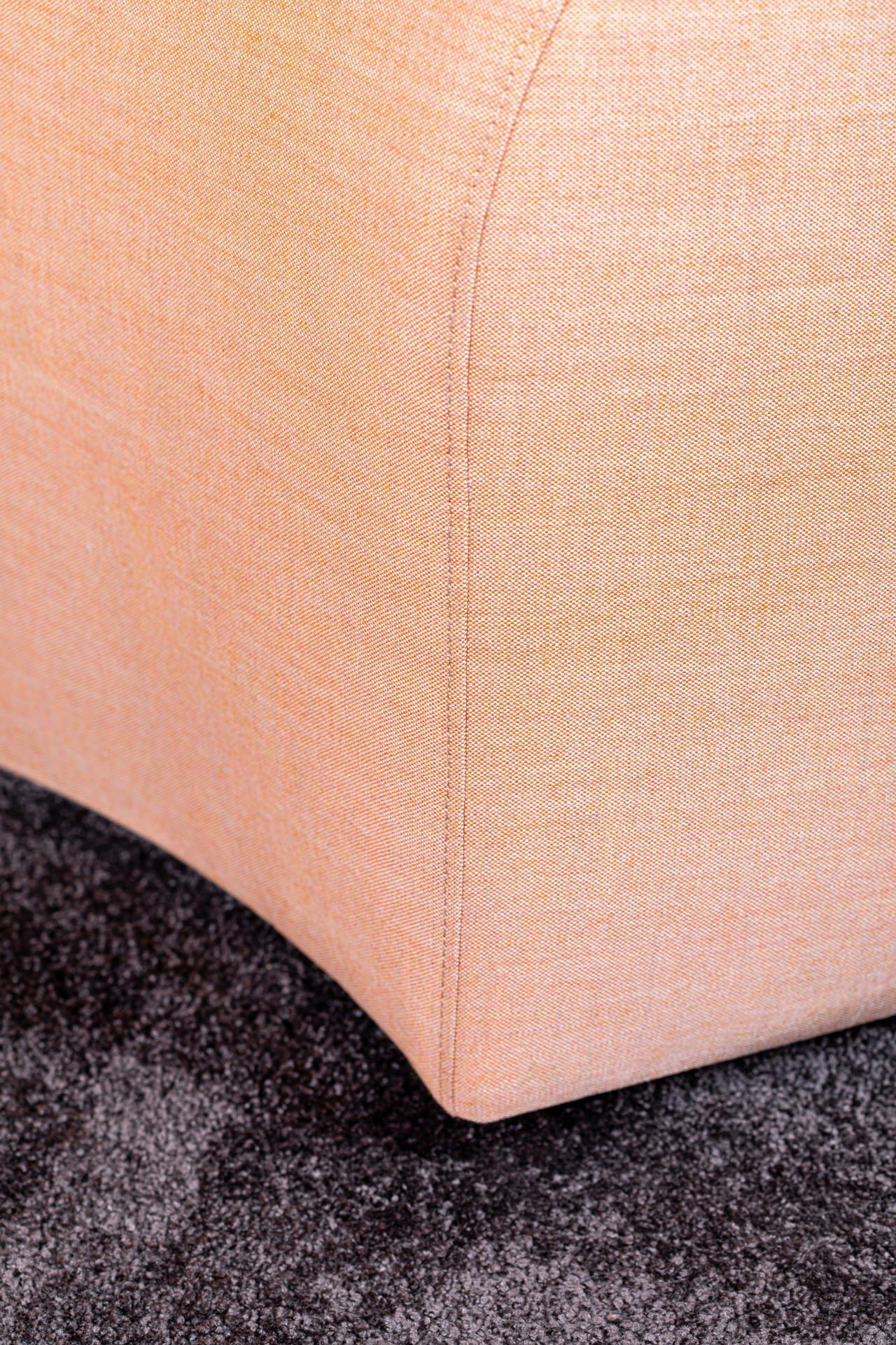 BuzziCee Bench seating By BuzziSpace